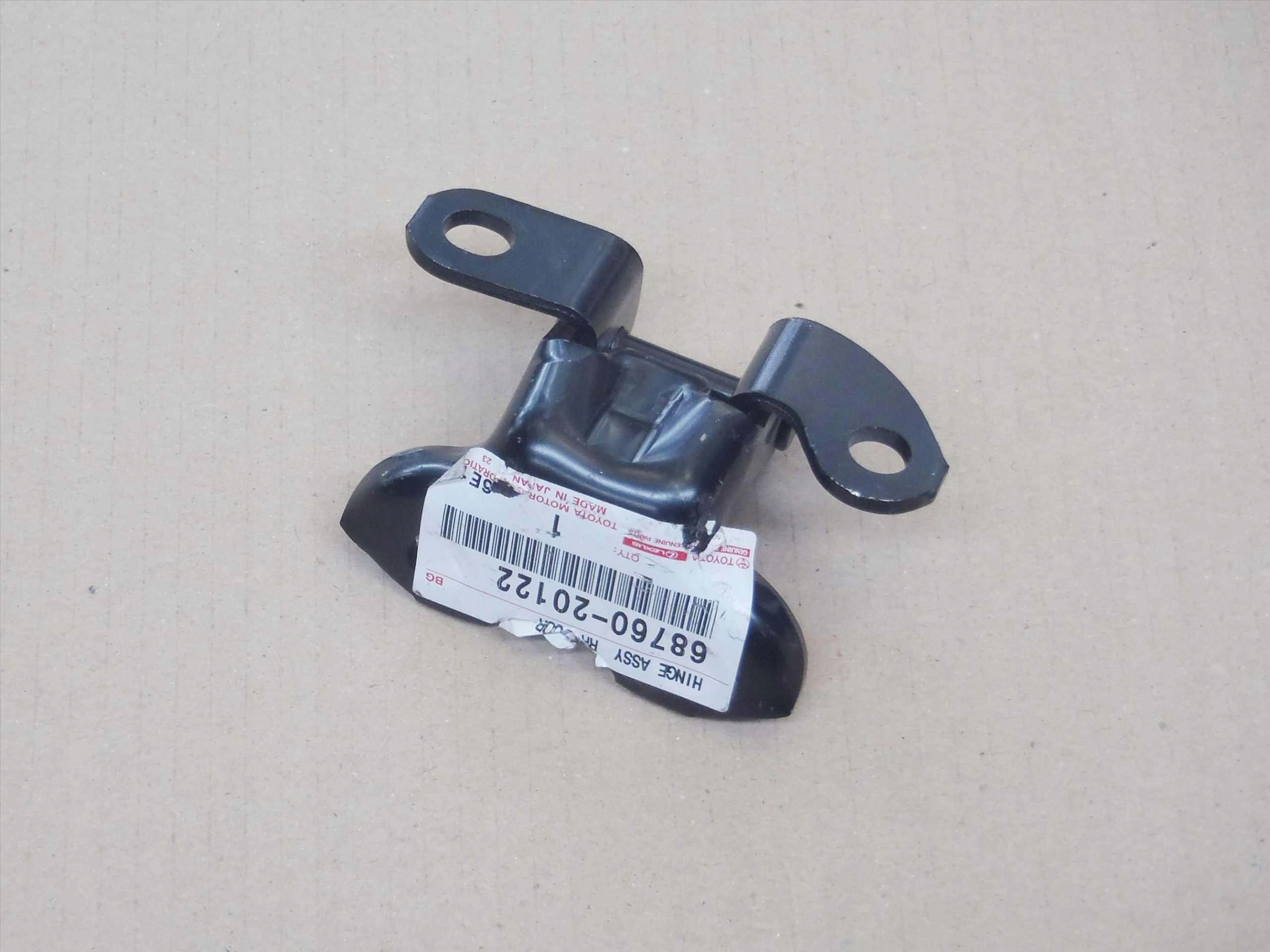 A68760-20122 - URBAN CRUISER 09-16 ДВЕРНА ПЕТЛЯ ЛІВА ЗАДНЯ ГОРА купити ...