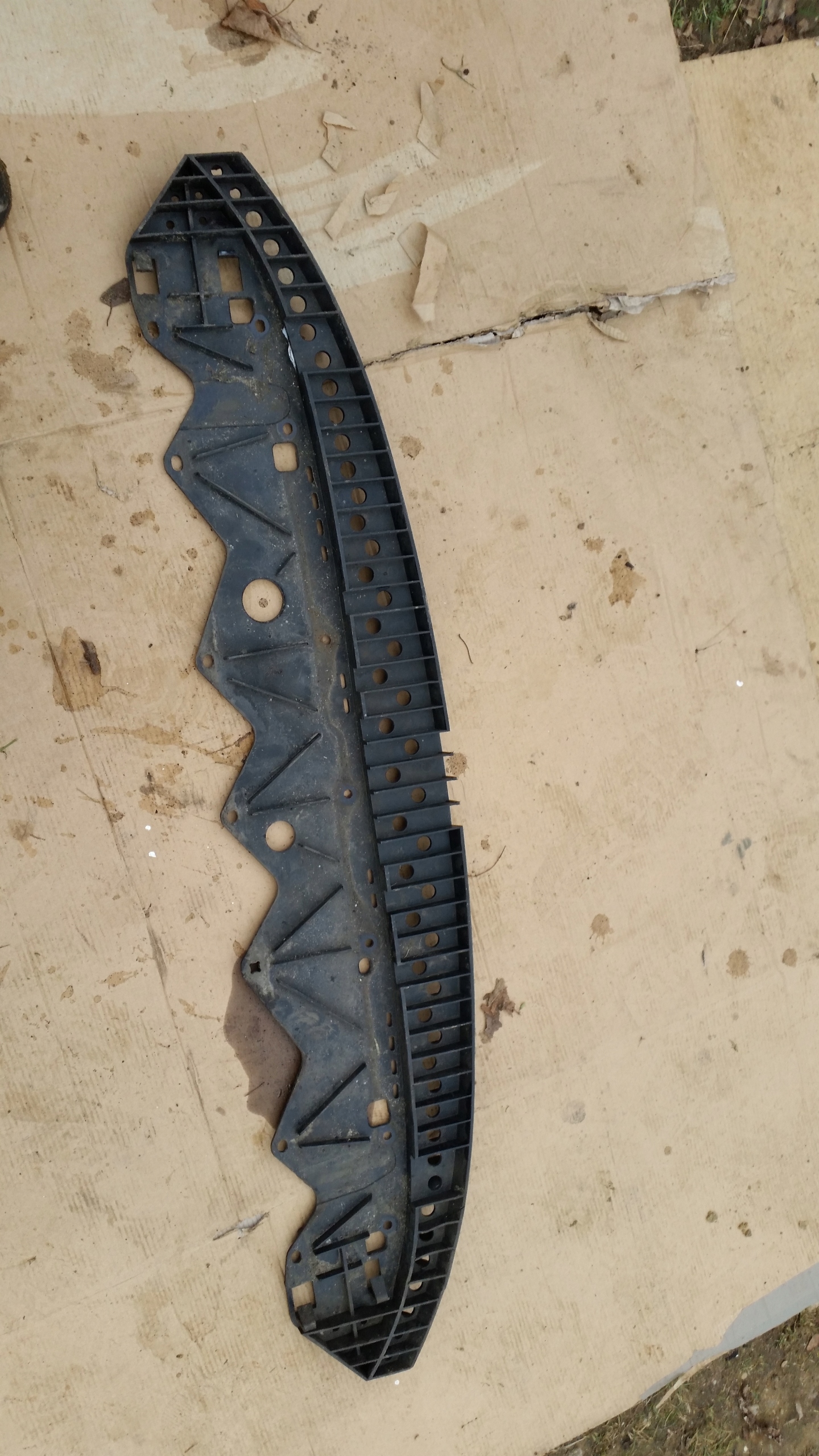 Toyota OE 51451-13030 płyta osłona pod zderzak za 40.00PLN z Pszczew ...