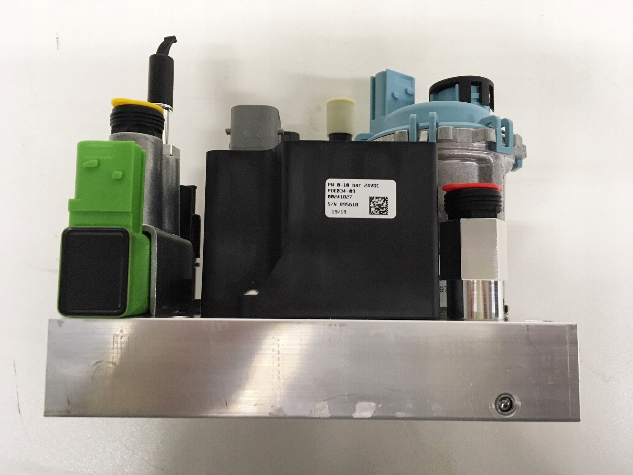 VO85022215 VO85022215 - Насос модуль AdBlue VOLVO FH4 RENAULT Гама Т ...