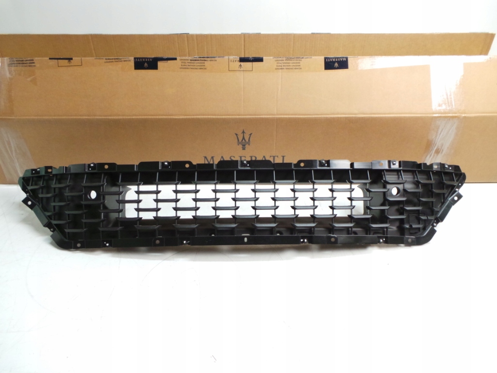 Grill kratka środkowa zderzaka Maserati Levante Gransport 670239099 za ...