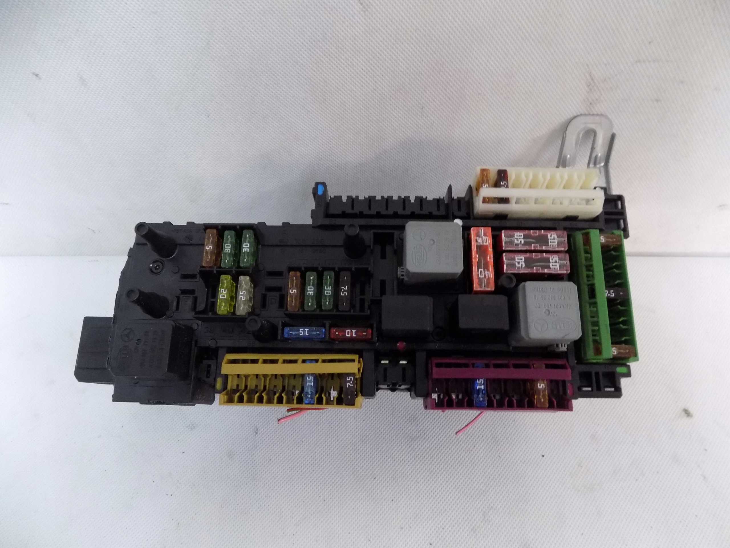 MERCEDES W207 2.2CDI SKRZYNKA BEZPIECZNIKÓW • Cena, Opinie - Allegro