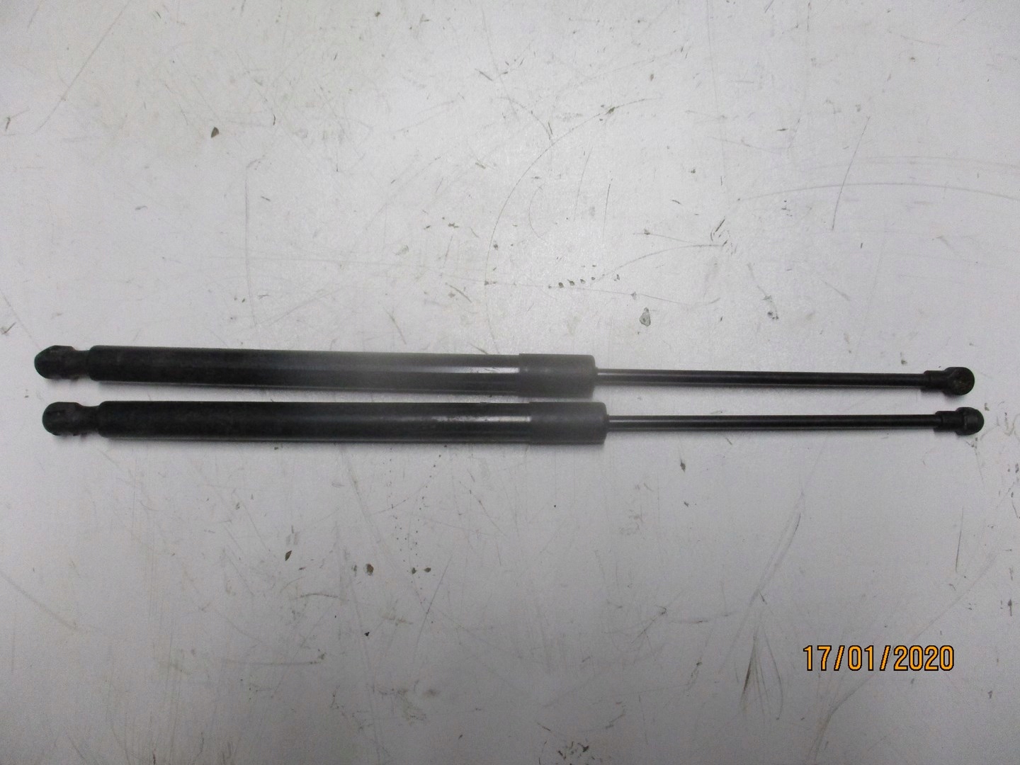 Siłownik klapy VW Golf 7 VII 5G0 5G6827550C za 10.00PLN z Jasienica ...