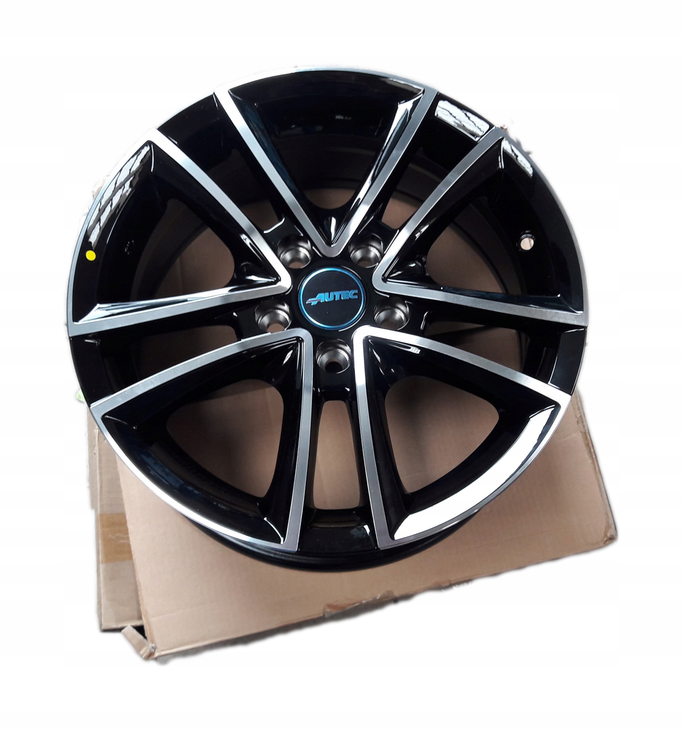 Felga aluminiowa YUCON 7.0" x 16" 5x112 za 244.90PLN z Złotoryja ...