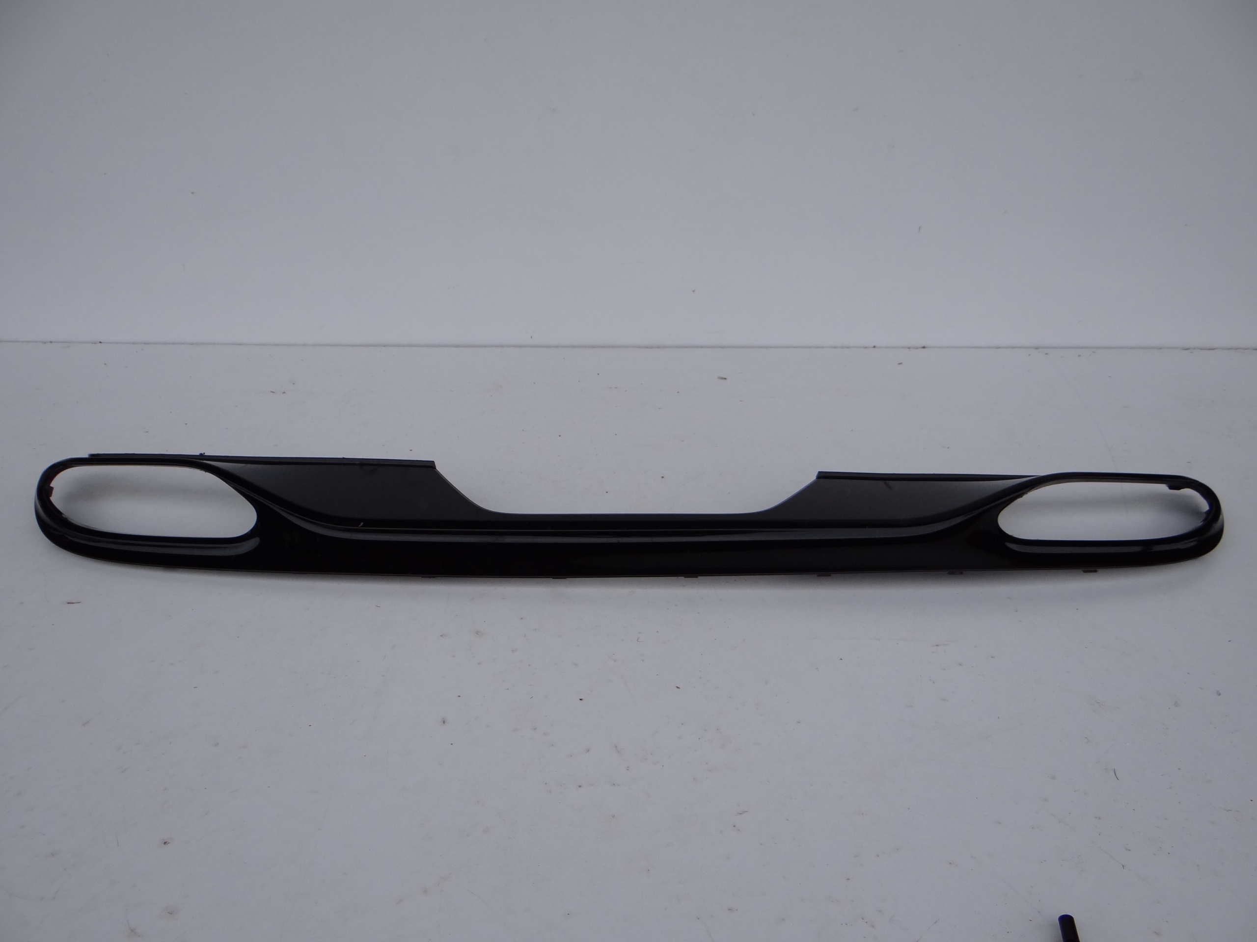 MERCEDES W246 AMG SPOJLER ZDERZAKA TYŁ A2468852200 za 100.00PLN z ...