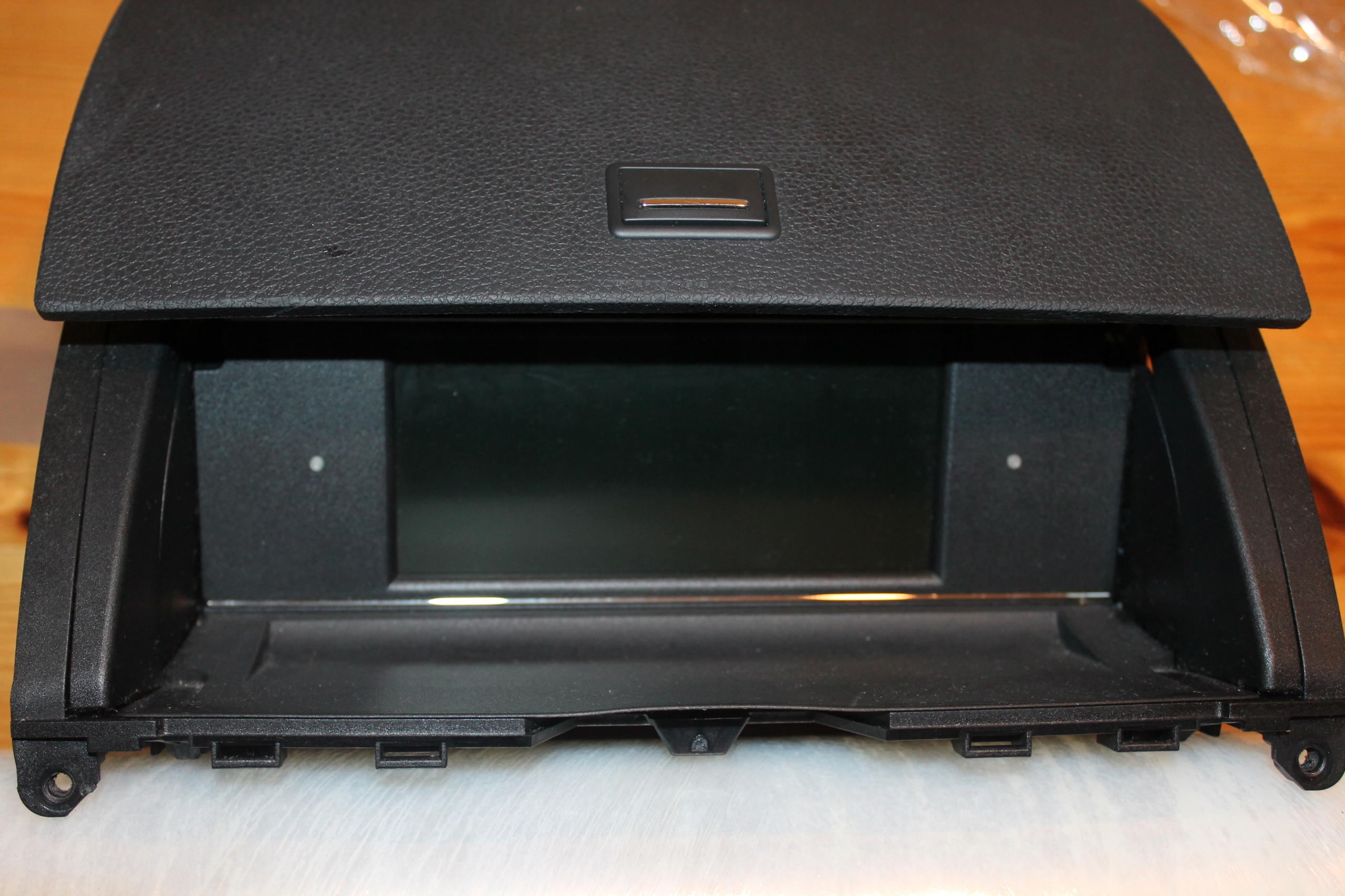 Wyświetlacz z obudową Mercedes-Benz OE A2048205497 - porównaj ceny ...