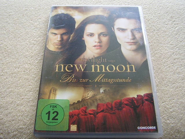 Twilight Saga: New Moon płyta DVD - porównaj ceny - Allegro.pl