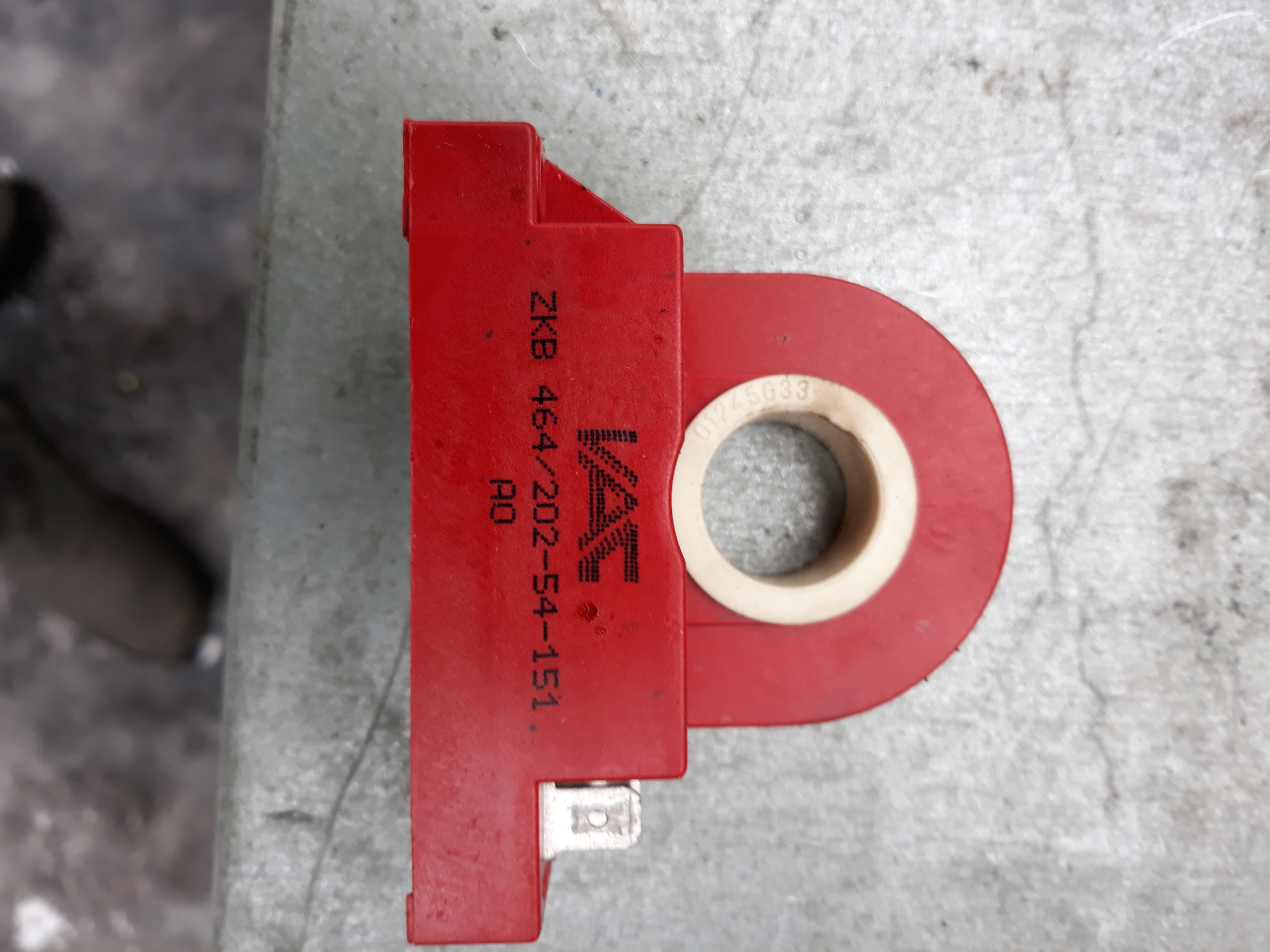 PRZEKŁADNIK PRĄDOWY ZKB 464/202 VAC • Cena, Opinie • Urządzenia zasilające 7808712987 • Allegro