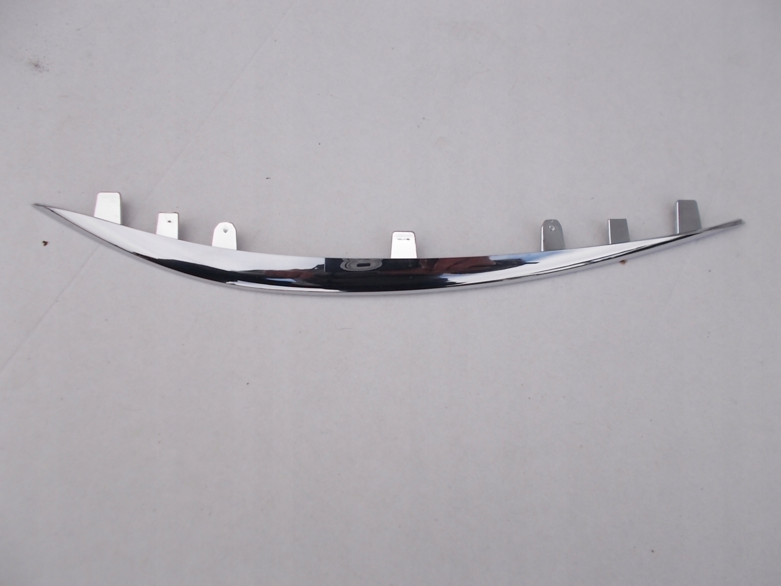 MERCEDES C W205 CHROM W KRATKE ZDERZAKA LEWY AMG 2058851274 za 100 zł z ...