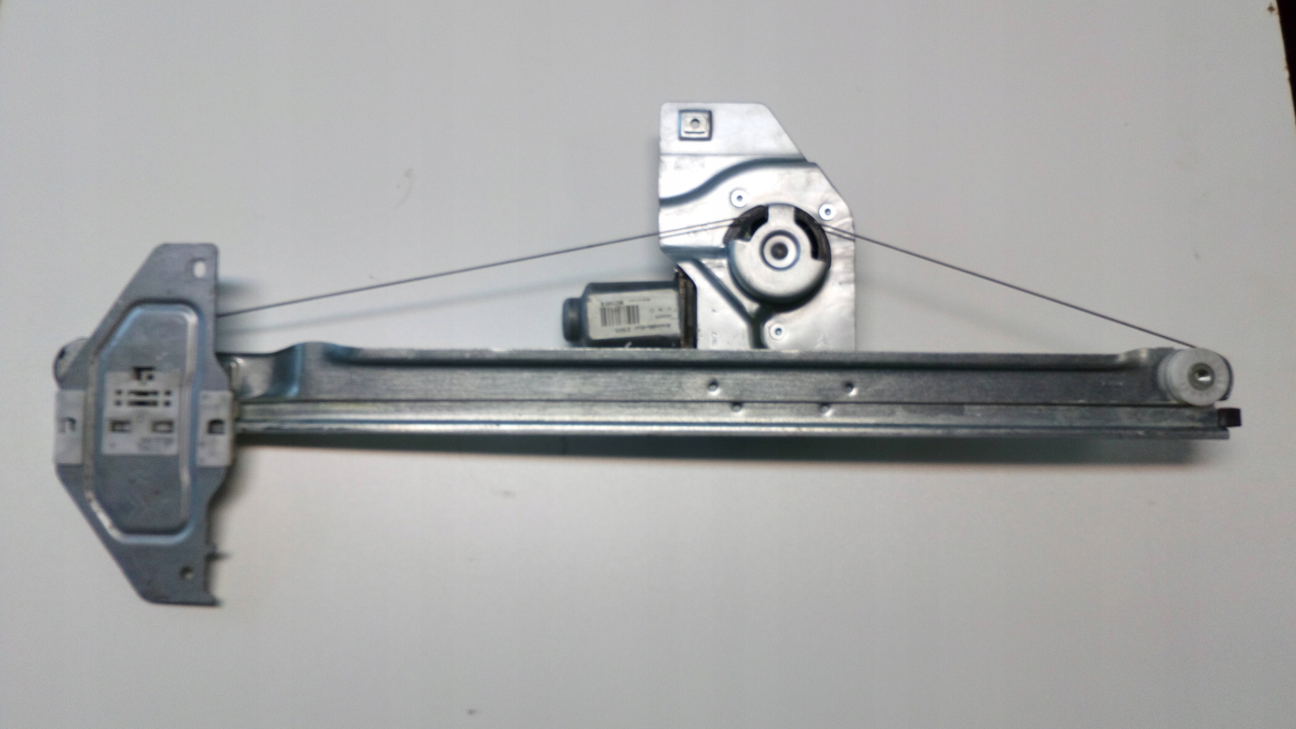 Лівий передній підйомник Berlingo III B9 2 pin купити на Avtoex з ...