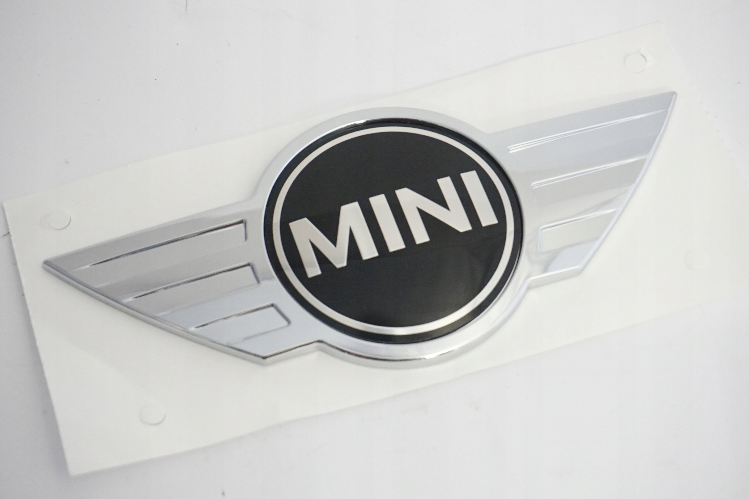Mini F60 Countryman ZNACZEK LOGO EMBLEMAT PRZÓD NOWY 7388120 za 119 ...
