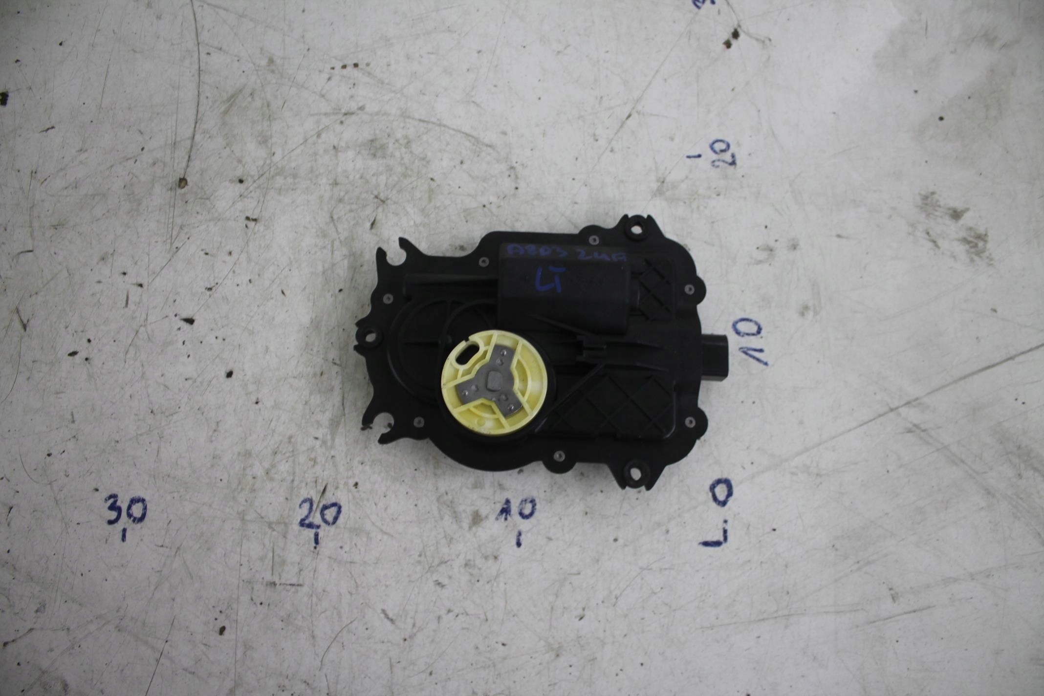 Audi OE 119172471579 silniczek dociąg drzwi • Cena, Opinie - Allegro