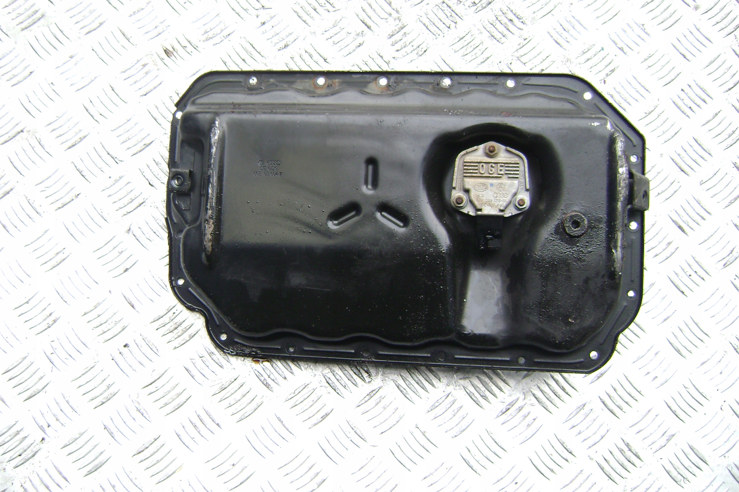 Audi OE 06E103604F miska olejowa - porównaj ceny - Allegro.pl