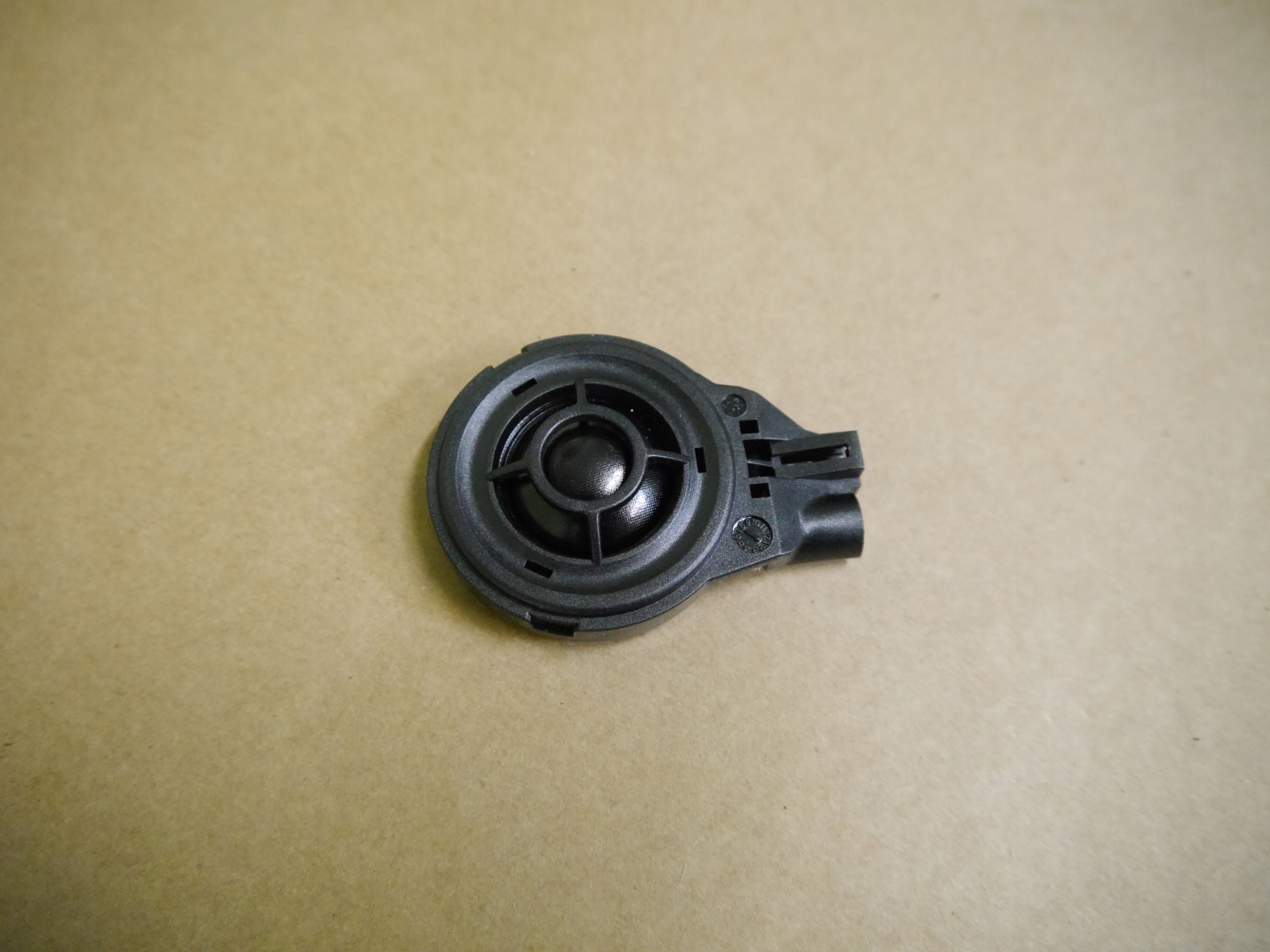 Audi A5 A4 8W динамик BANG OLUFSEN 8W0035399A купити на Avtoex з Польщі ...