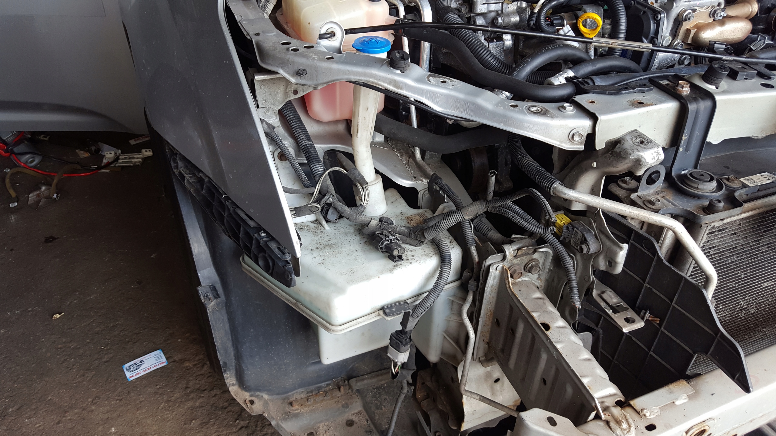 Toyota OE 860141-893 zbiornik spryskiwaczy - porównaj ceny - Allegro.pl