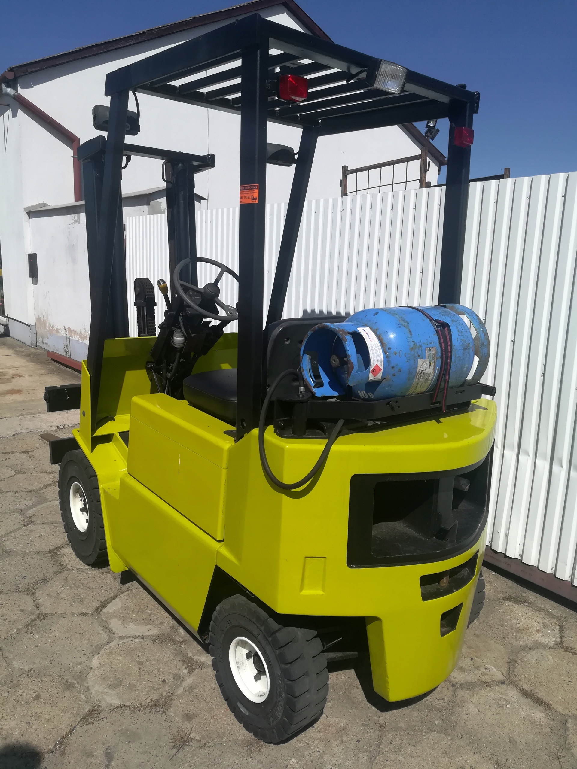 Wózek widłowy CLARC 1,5 t LPG - 7549963720 - oficjalne archiwum allegro