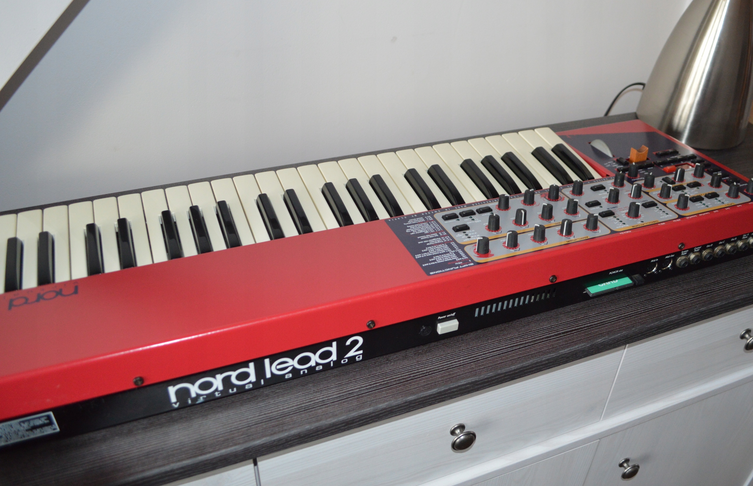 Clavia Nord Lead 2 UNIKAT!!!!! - 7692247818 - oficjalne archiwum allegro