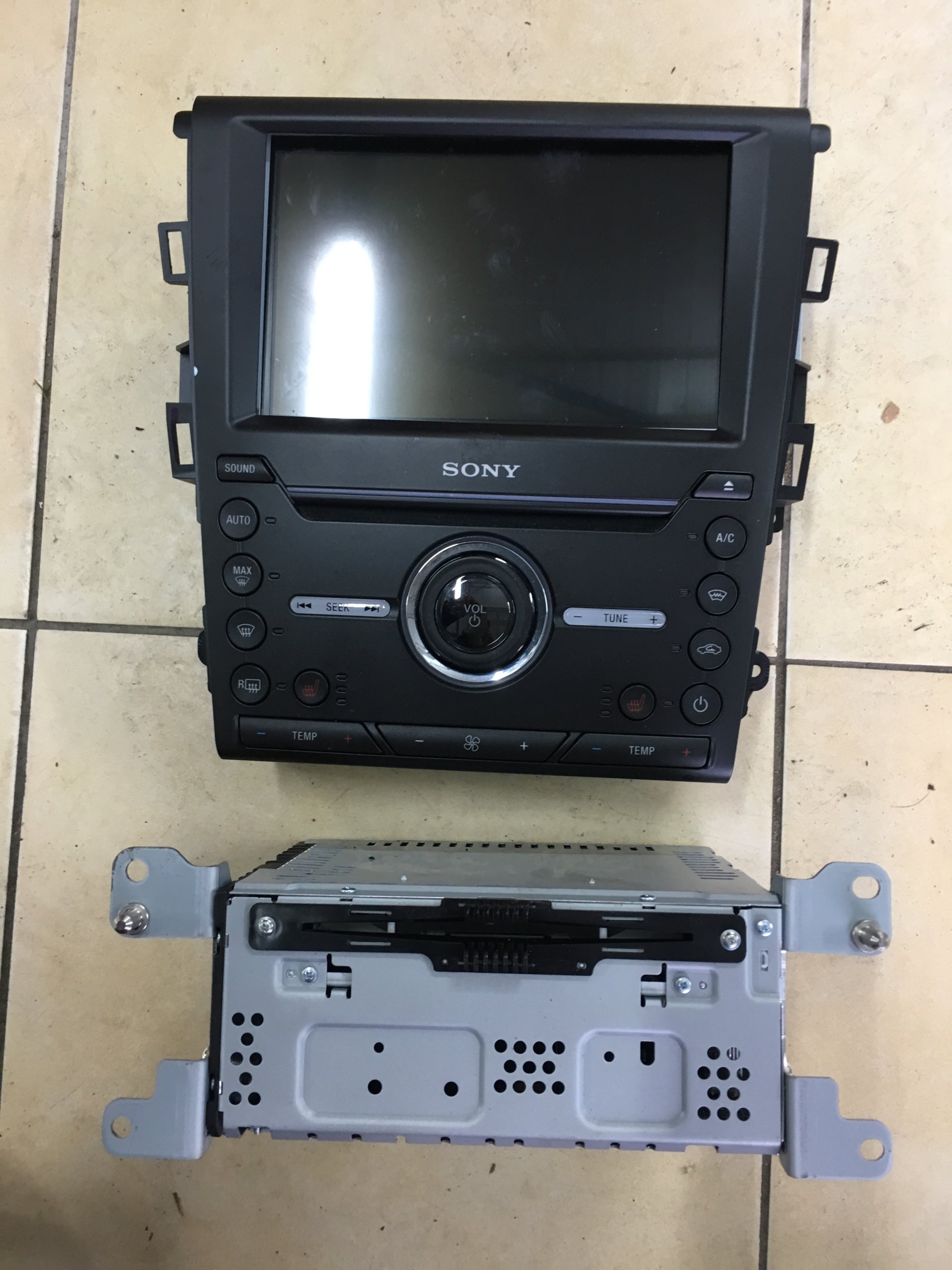 FORD mondeo MK5 RADIO CD SONY NAWIGACJA montaż Wwa - 7088988194 ...