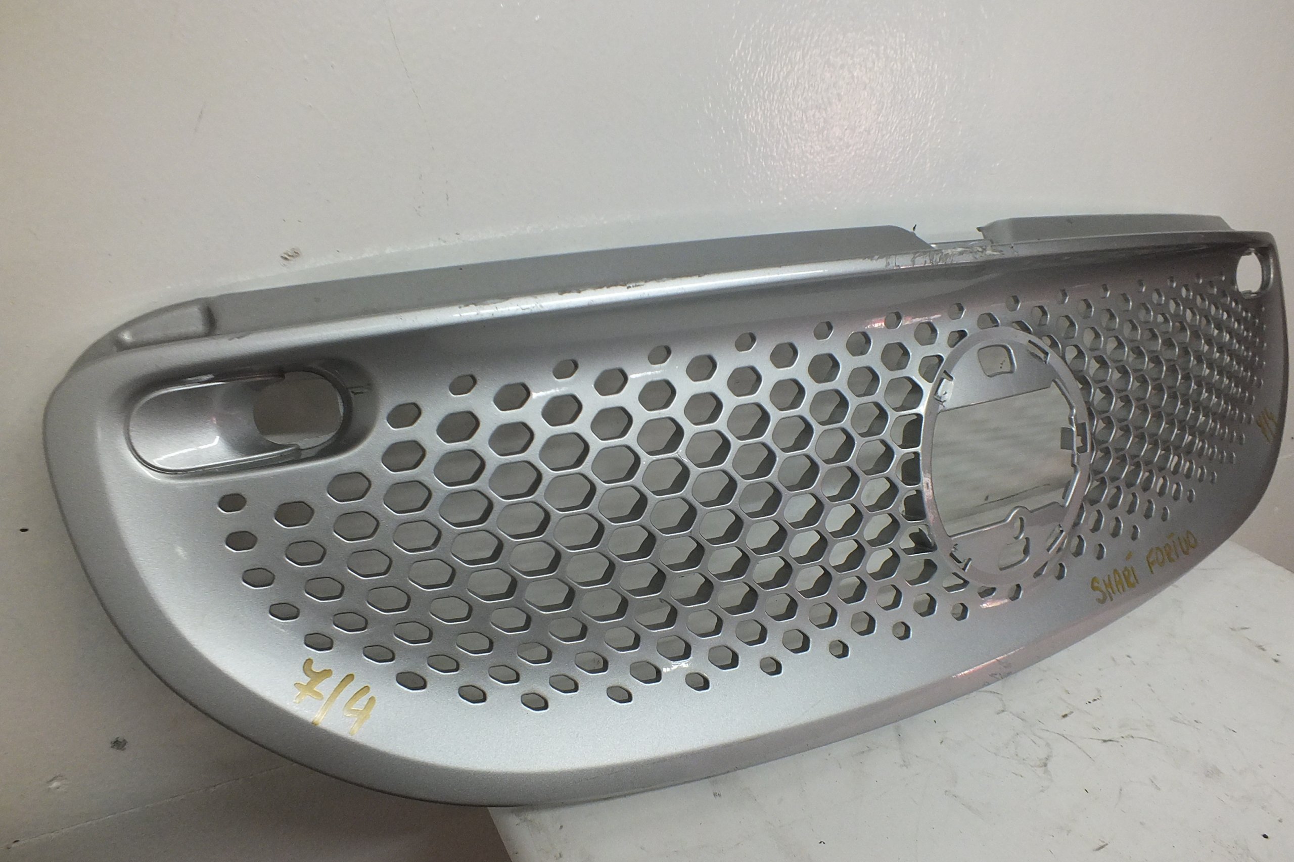 SMART FORTWO III 14- A453 GRILL ATRAPA A4538881223 - 7274768877 ...