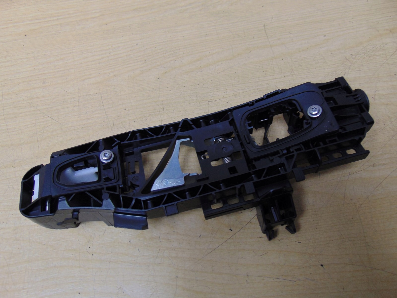 Mercedes-Benz OE A0997601700 klamka drzwi za 80.00PLN z SZCZAWIN ...