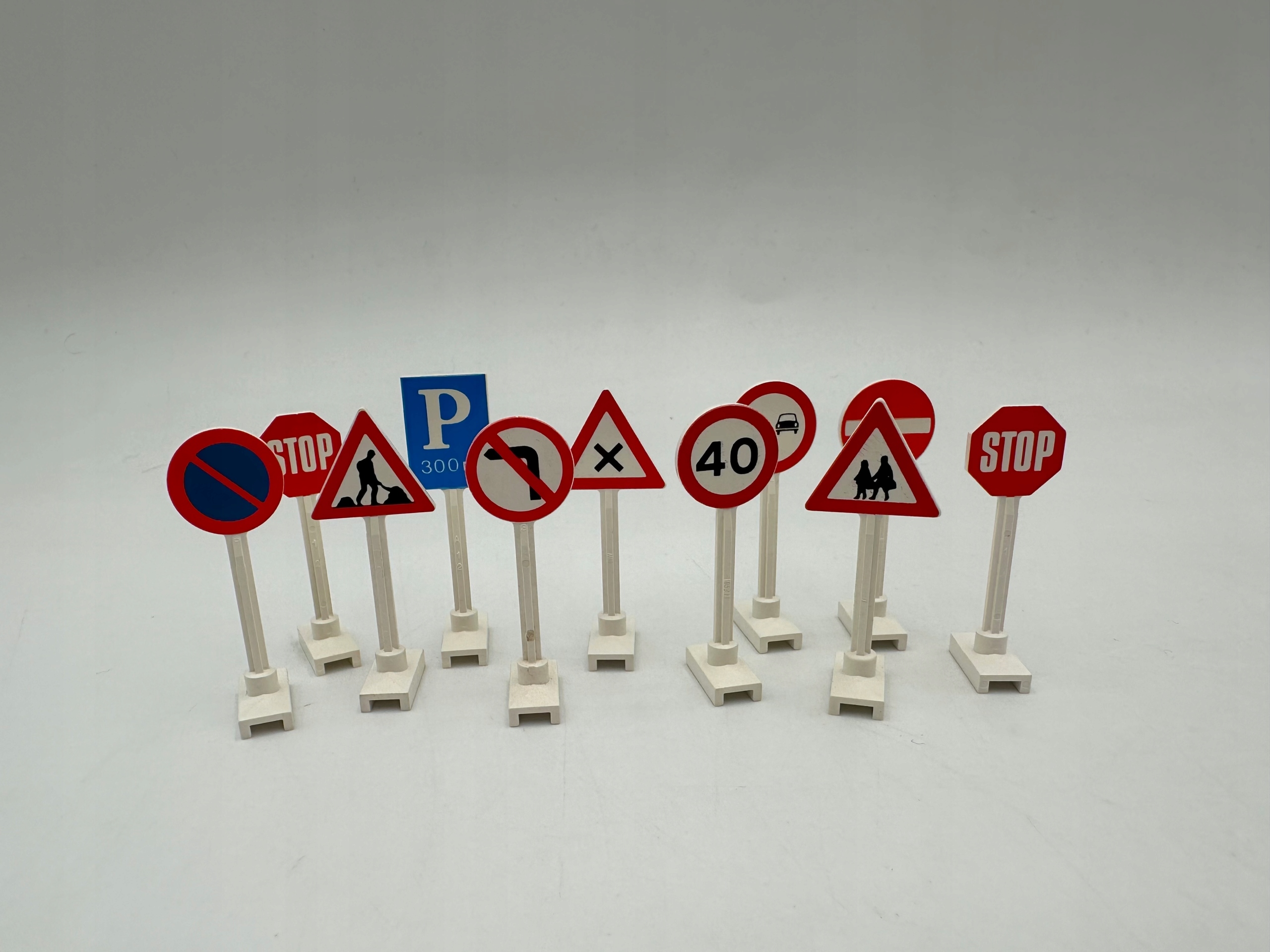 Lego 6315 Town Road Signs (5702010963157) • Cena, Opinie • City ...