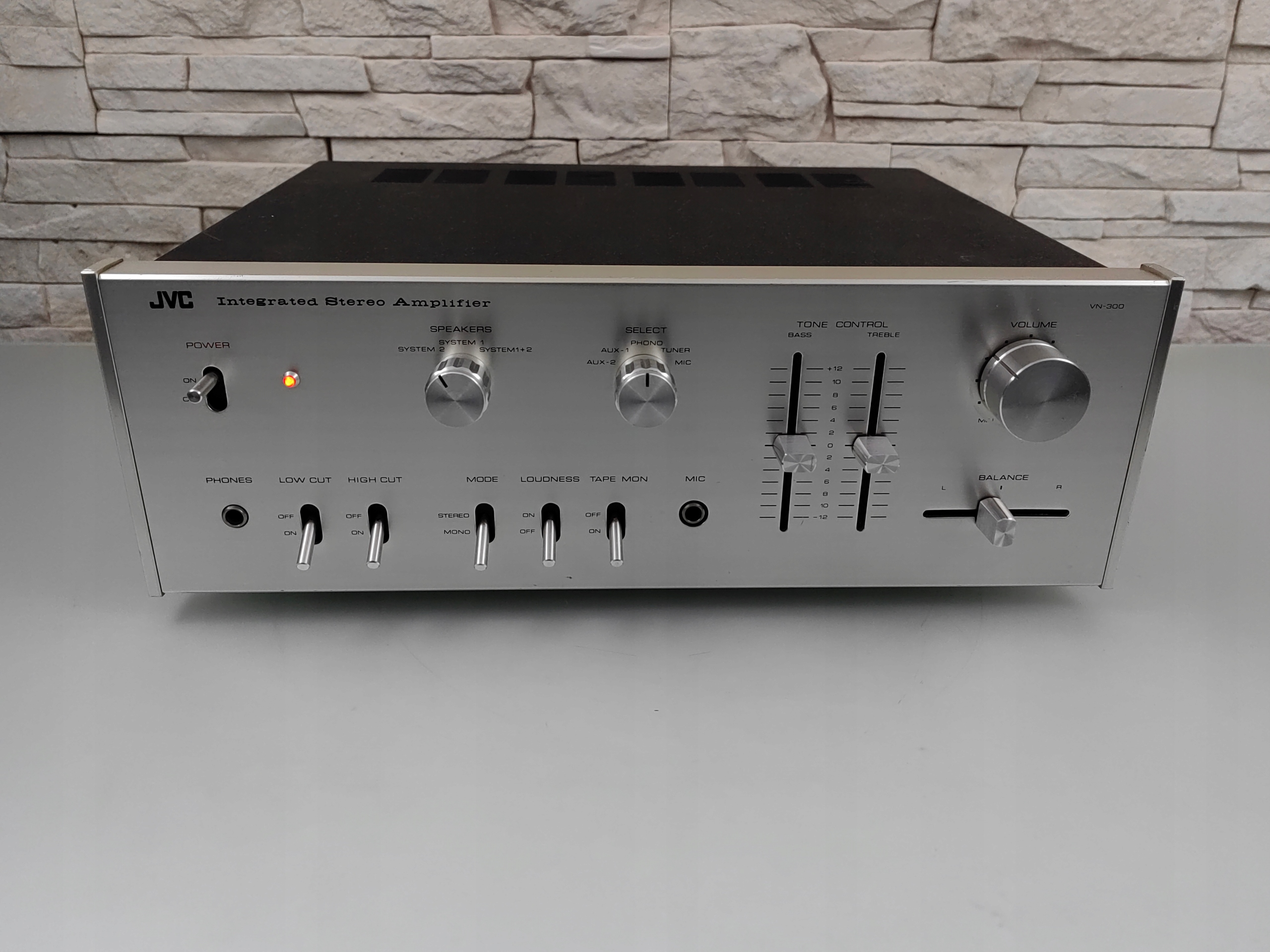 Wzmacniacz JVC VN-300 • Opinie - Allegro