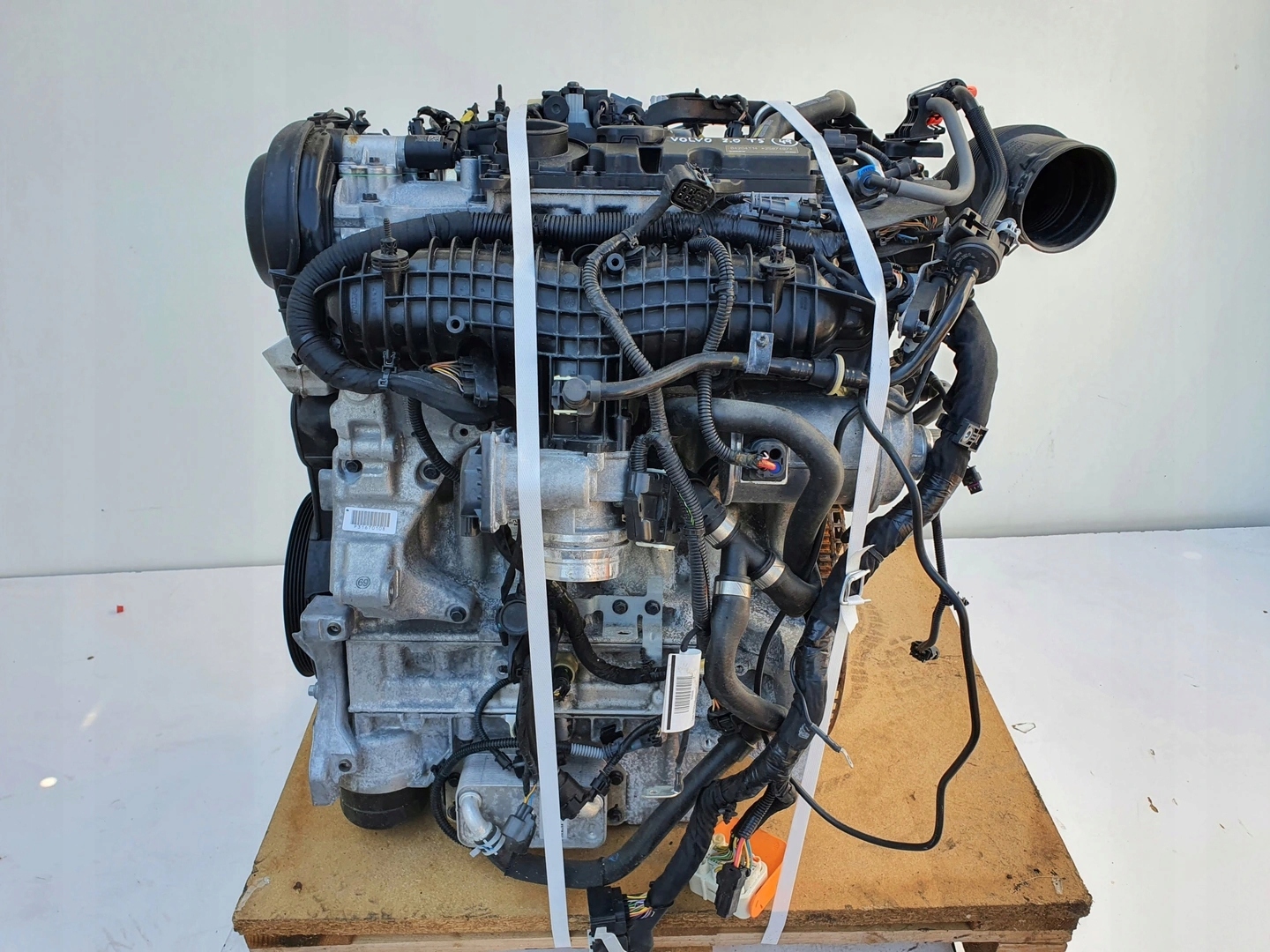 SILNIK VOLVO V40 2.0 T2 B4204T17 122KM za 9000.00PLN z Florynka ...