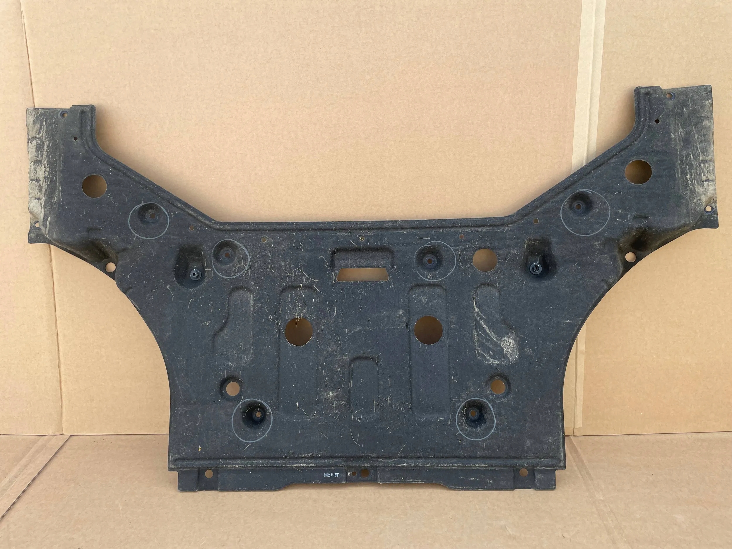 HYUNDAI IONIQ 5 OSŁONA PŁYTA POD ZDERZAK 84291-GI000 za 300 zł z ...