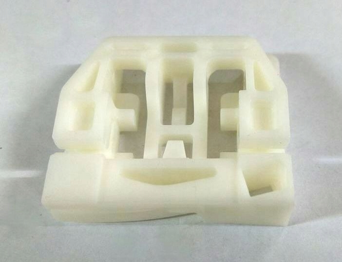 Klocek cierny przesuwny, podnośnik szyby Skoda OE 1U0837584 - porównaj ...