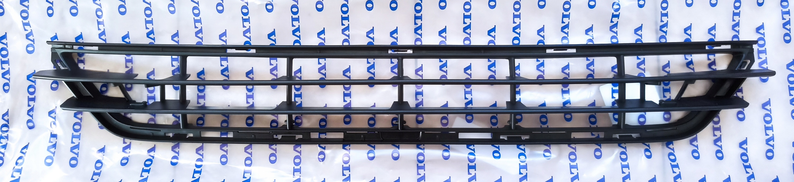 VOLVO V60 S60 KRATKA ŚRODKOWA W ZDERZAK LIFT PDC 31323859 za 129.00PLN ...