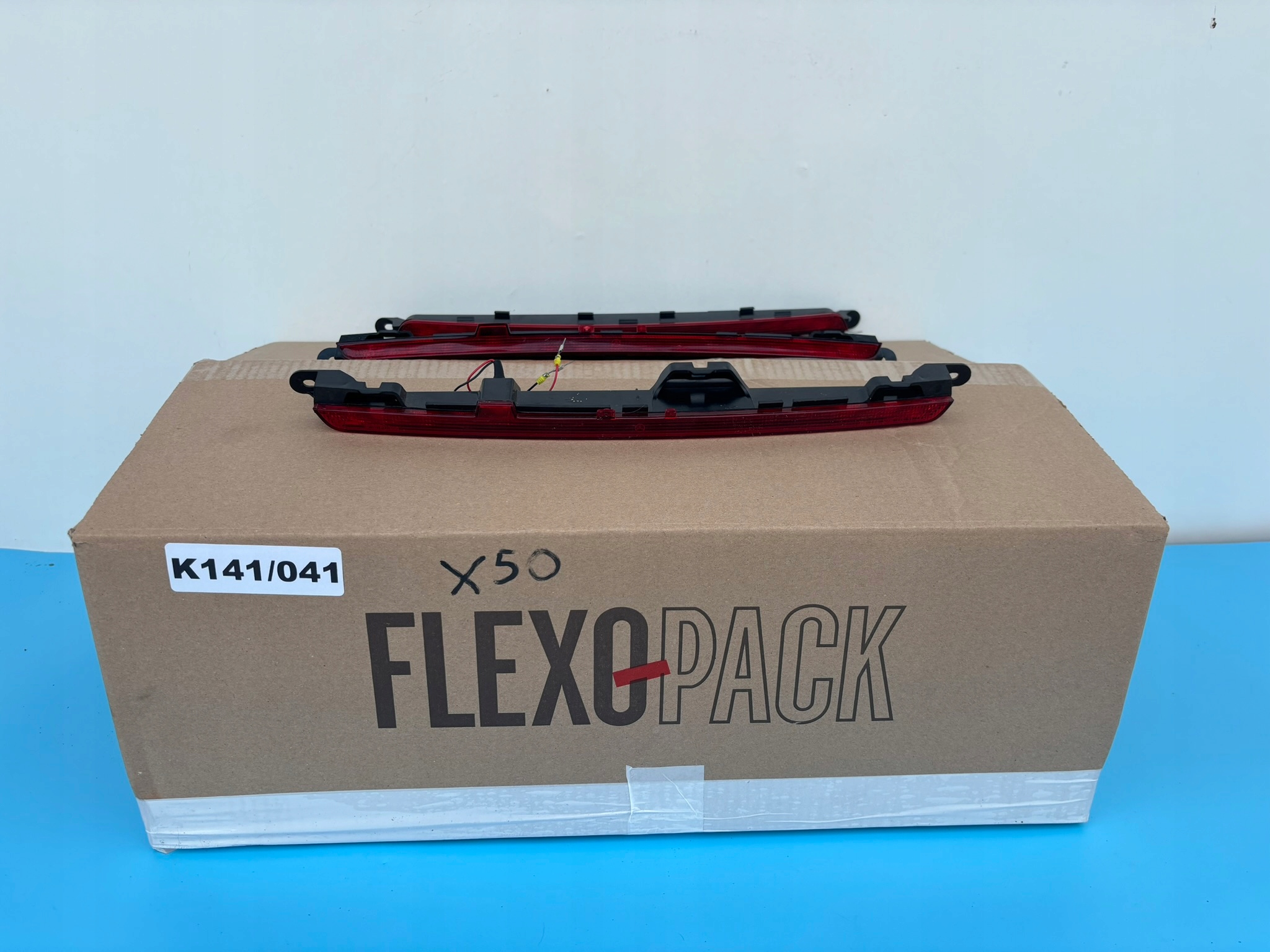 MERCEDES GLA W156 C-KLASA W205 ŚWIATŁO STOPU LED LAMPKA KLAPY K141/041 za 70.00PLN z Irządze ...