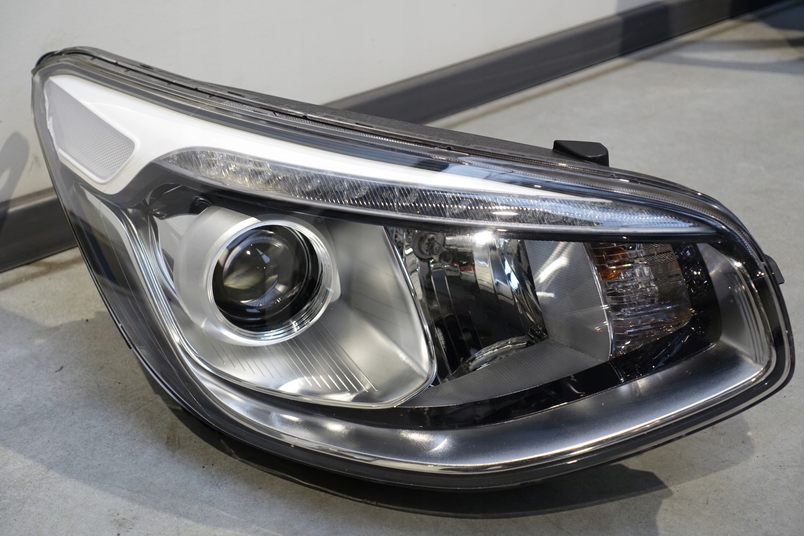 KIA SOUL II LAMPA PRAWA REFLEKTOR PRZÓD PRAWY DRL 92102-B2020 92102 ...