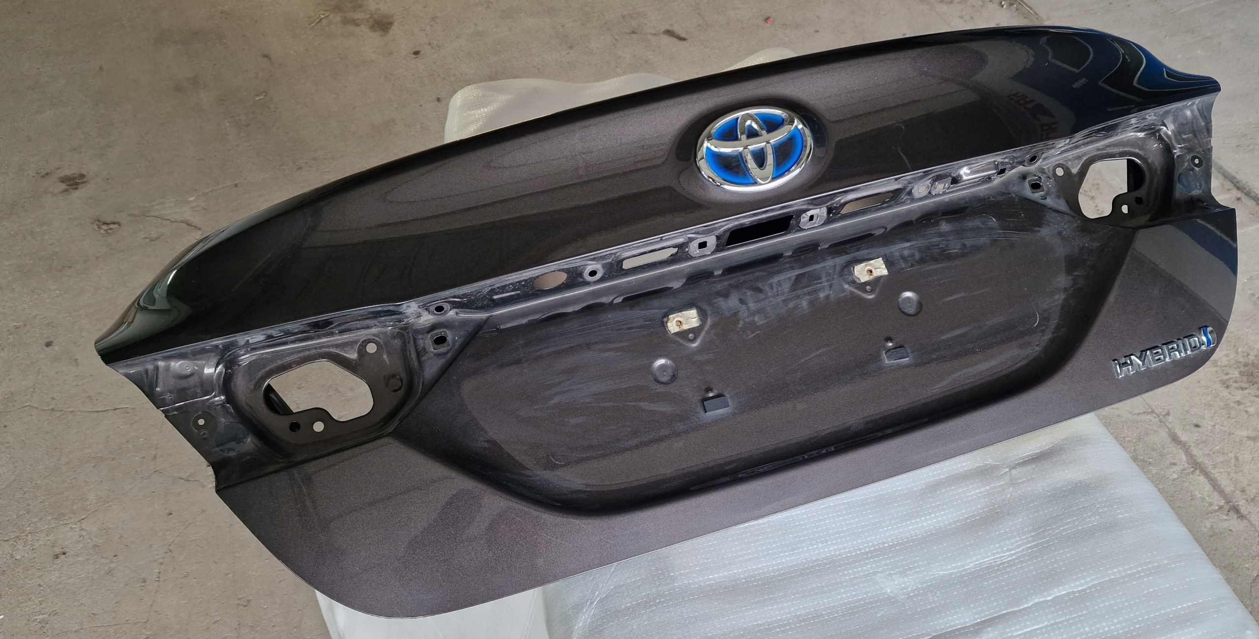 Toyota Camry VIII klapa tył tylna 17-22 kolor 4X7 64401-33760 za 1999 ...