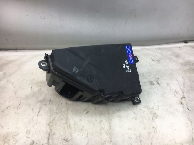 Obudowa skrzynki bezpieczników Volvo OE 31398000 - porównaj ceny ...