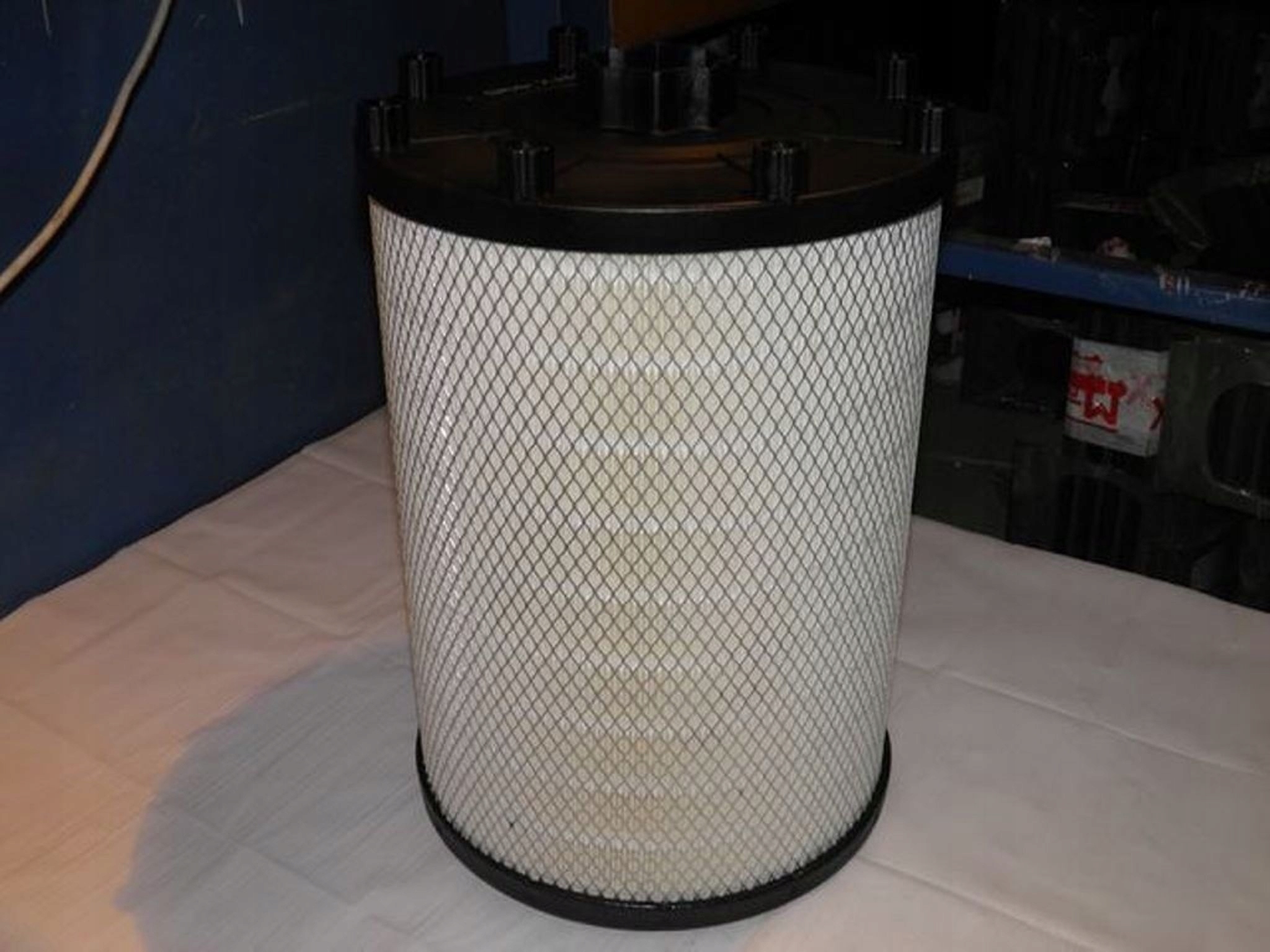 Scania OE 1869993 vzduchový filter s pätkami - Allegro