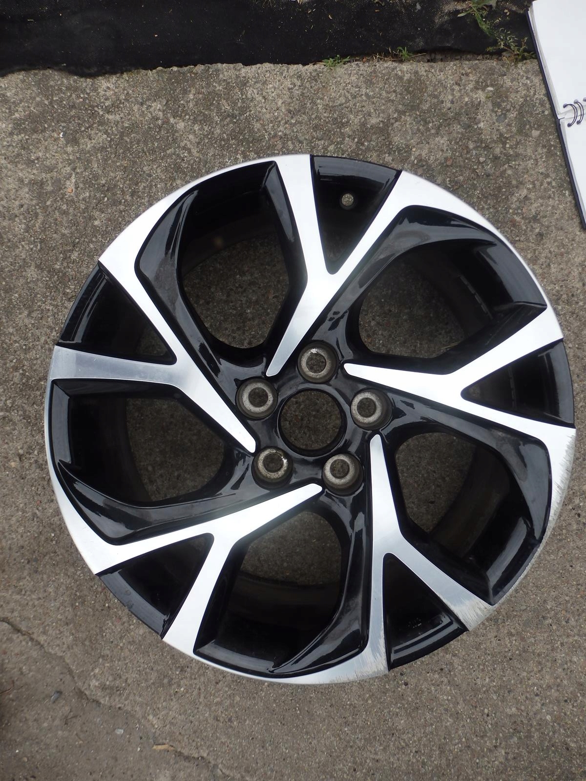 FELGA ALUMINIOWA 18 TOYOTA CHR 7J ET50 FELGA ALUMINIOWA 18 TOYOTA CHR ...