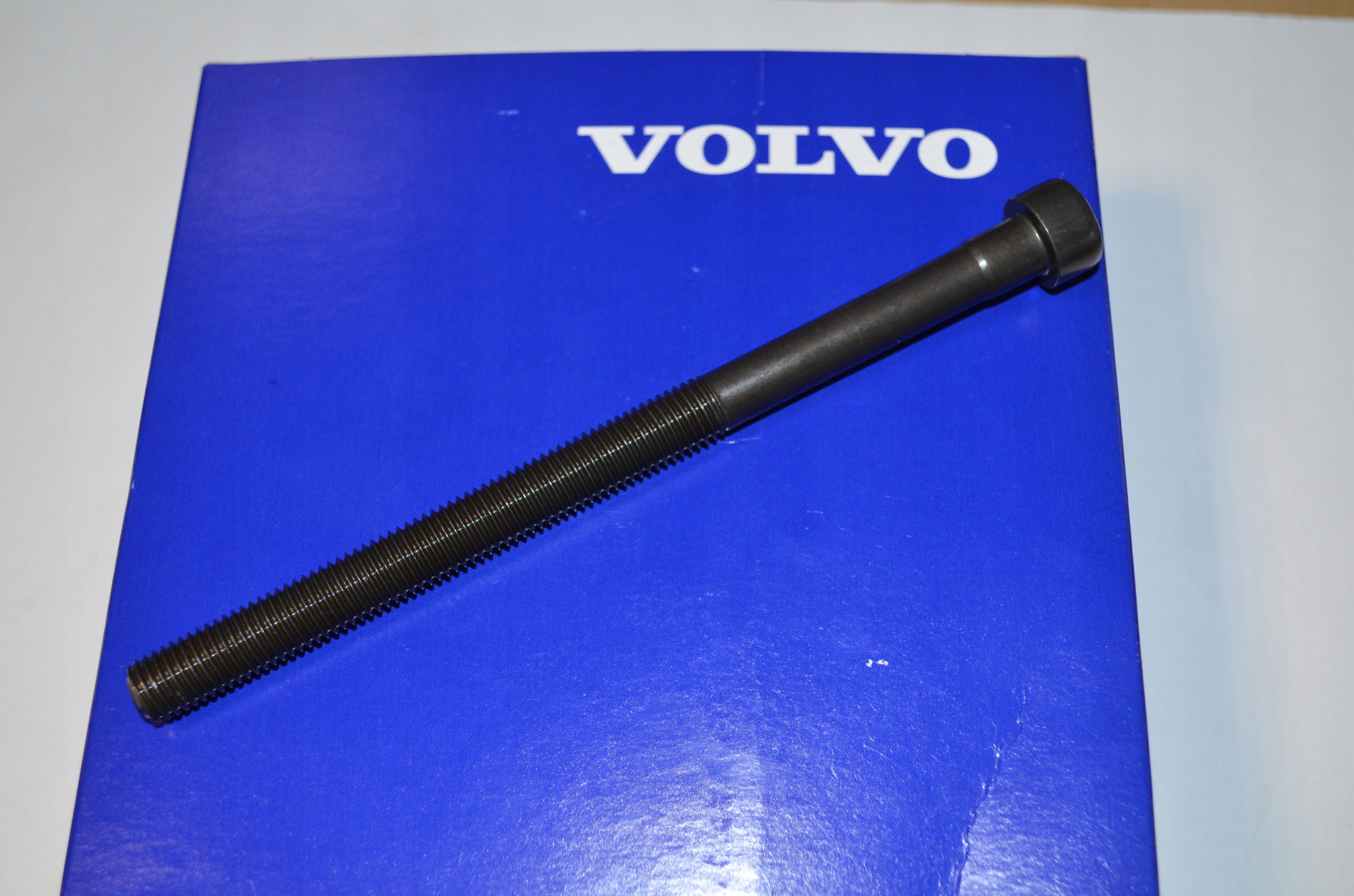 VOLVO 32257422 ŚRUBA głowicy M11X162 5906400083696 za 30.85PLN z Marki ...