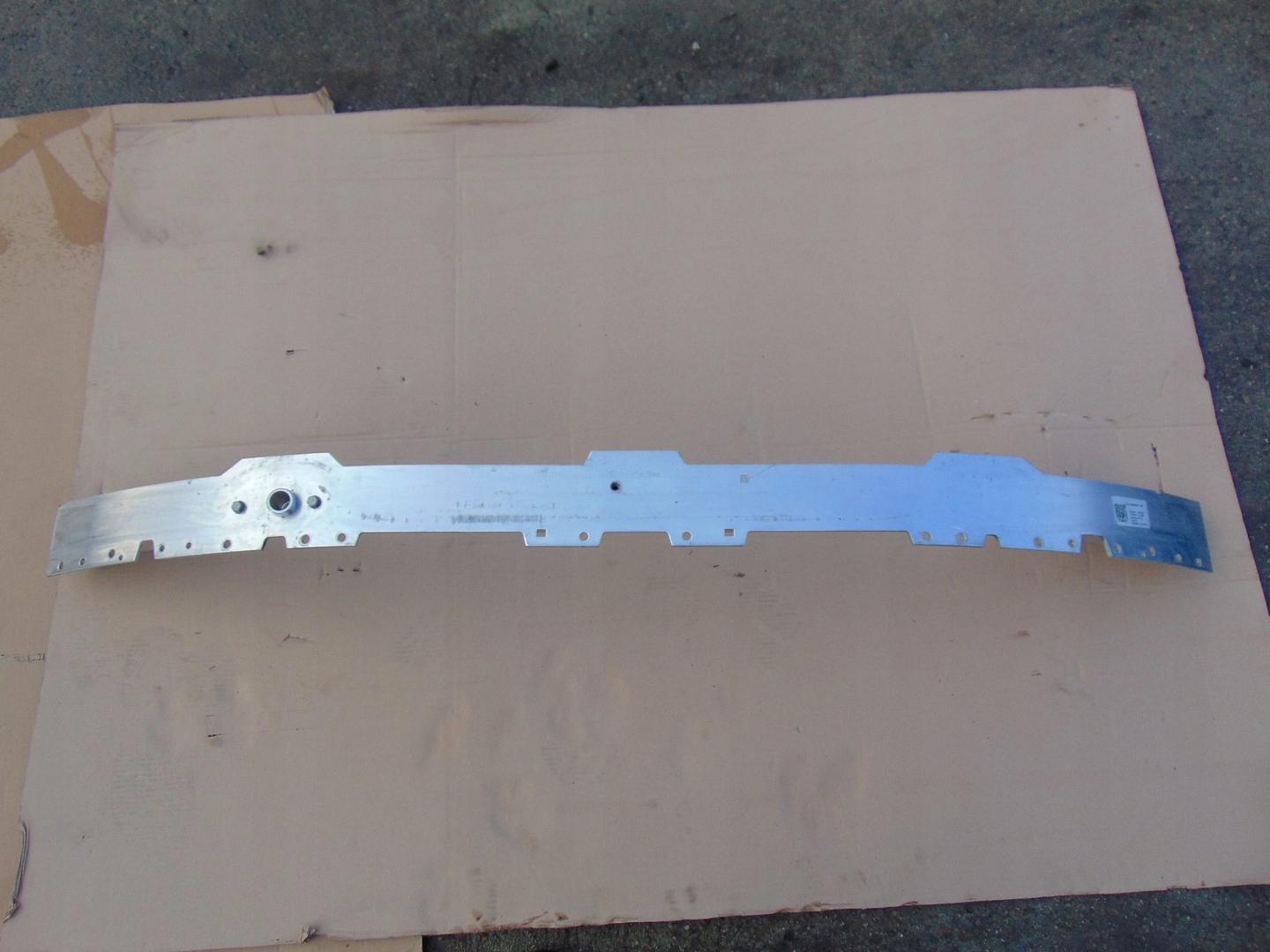 BELKA WZMOCNIENIE ZDERZAKA PRZÓD MERCEDES W206 A2066200000 • Cena ...