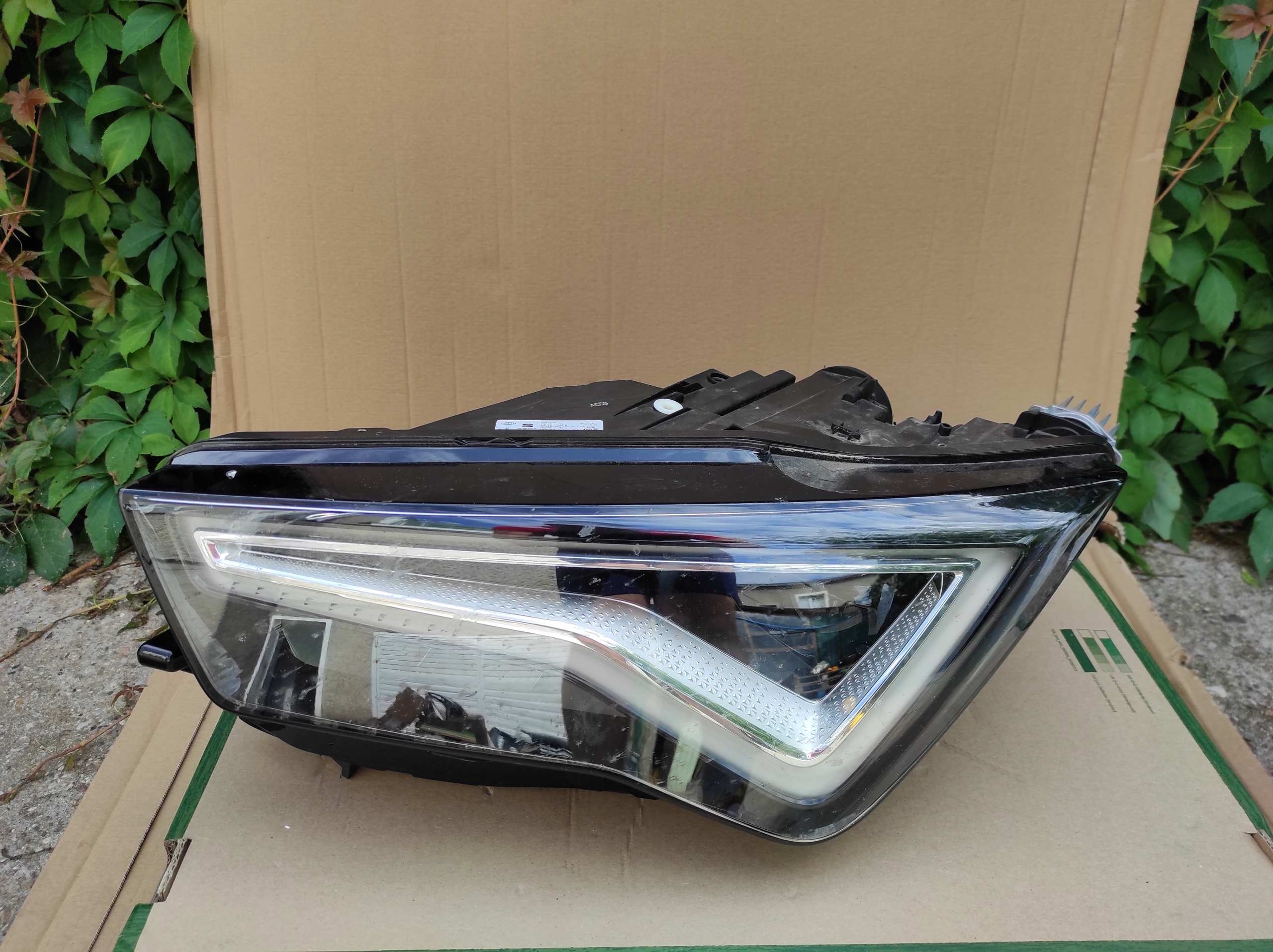 SEAT ATECA LIFT 20- LAMPA PRZÓD FULL LED EUR ORYG za 349.00PLN z Gorzów ...