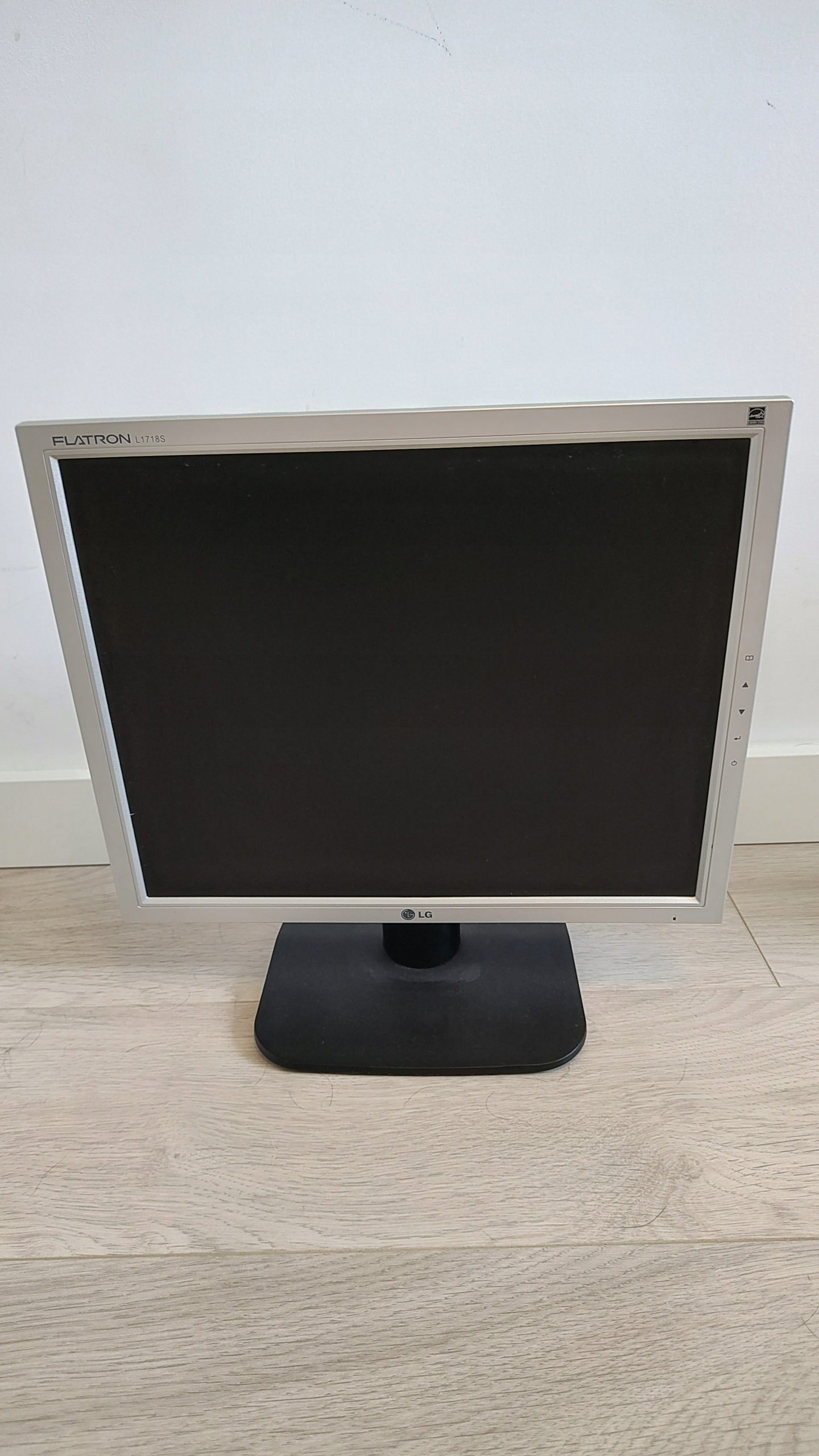 Monitor LCD LG Flatron L1718S 17 " 1366 x 768 px TN - Sklep, Opinie ...