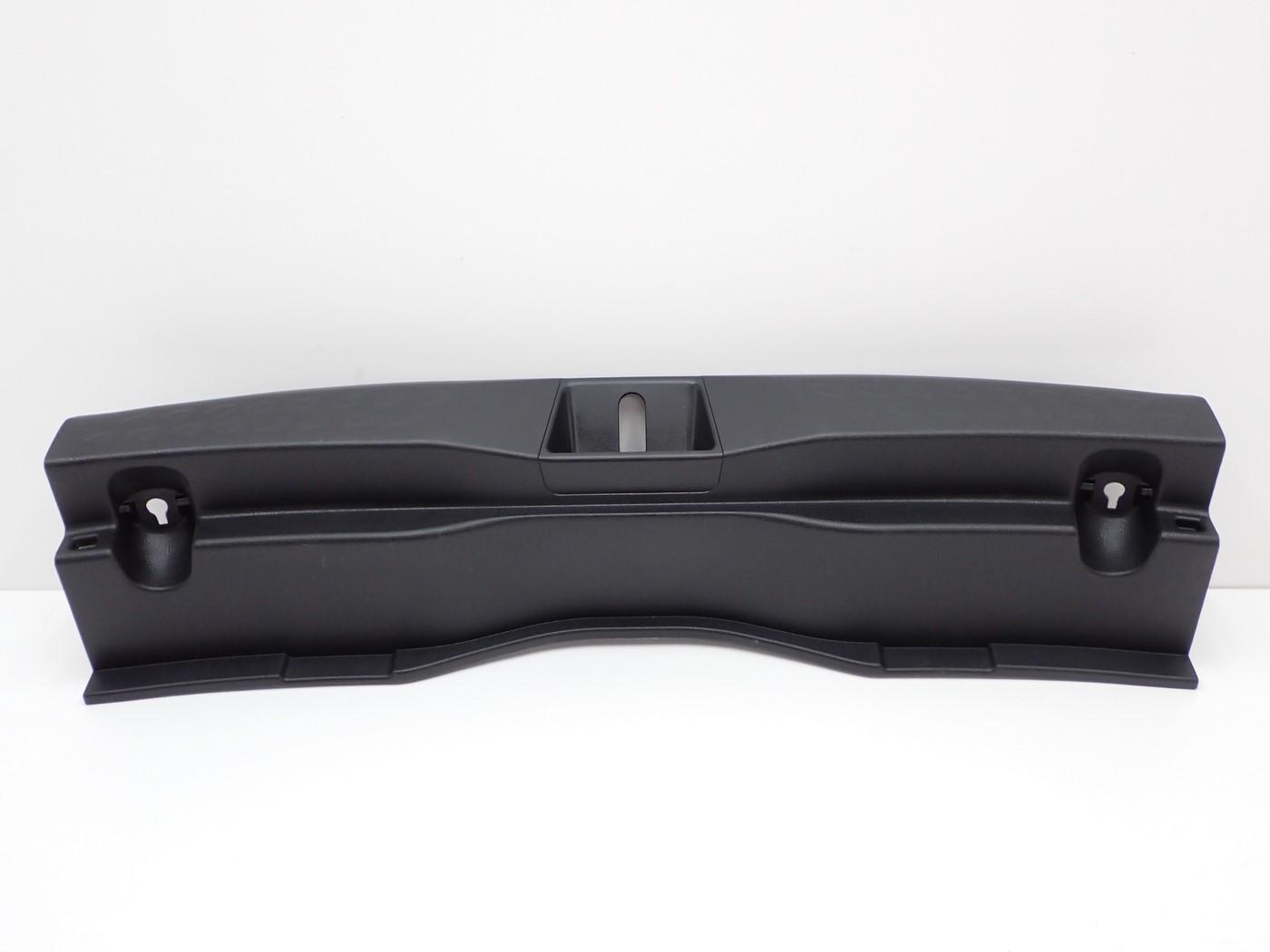 Osłona pasa tylnego Toyota OE 64716F4010 • Cena, Opinie - Allegro