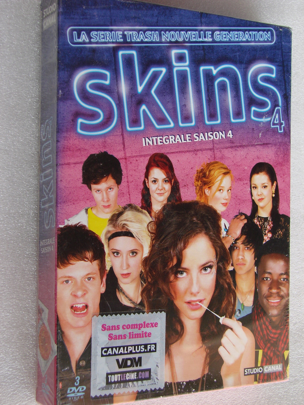 Skins Serial - Niska cena na Allegro
