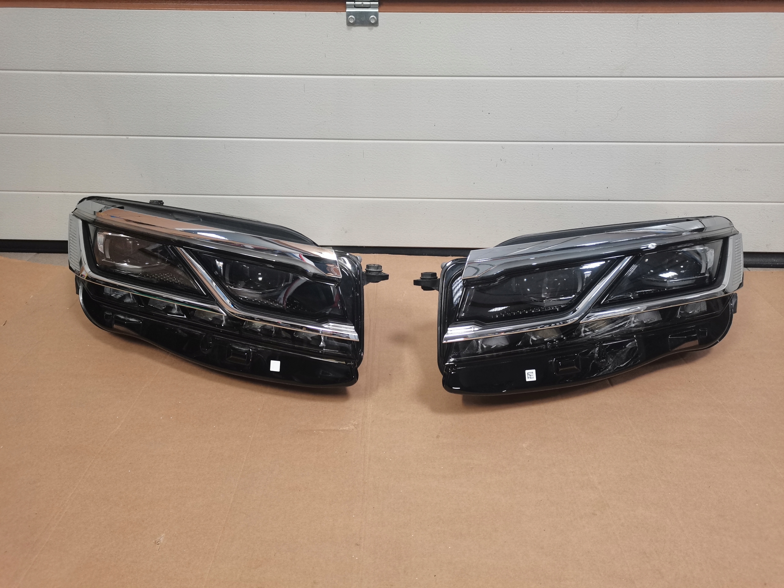 Volkswagen OE 761941082 reflektor full led - porównaj ceny - Allegro.pl