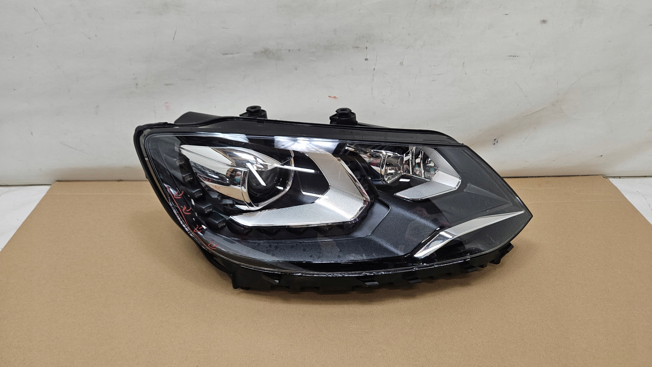 LAMPA PRZÓD PRZEDNIA PRAWA VW SHARAN II XENON 7N1941754B 7N1941754B za ...