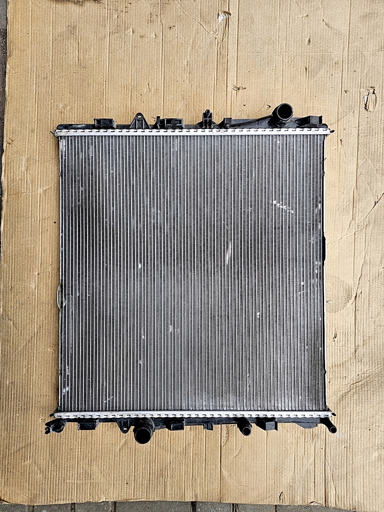 Chłodnica wody Mercedes Sprinter 907 A9075001200 za 1300.00PLN z ...