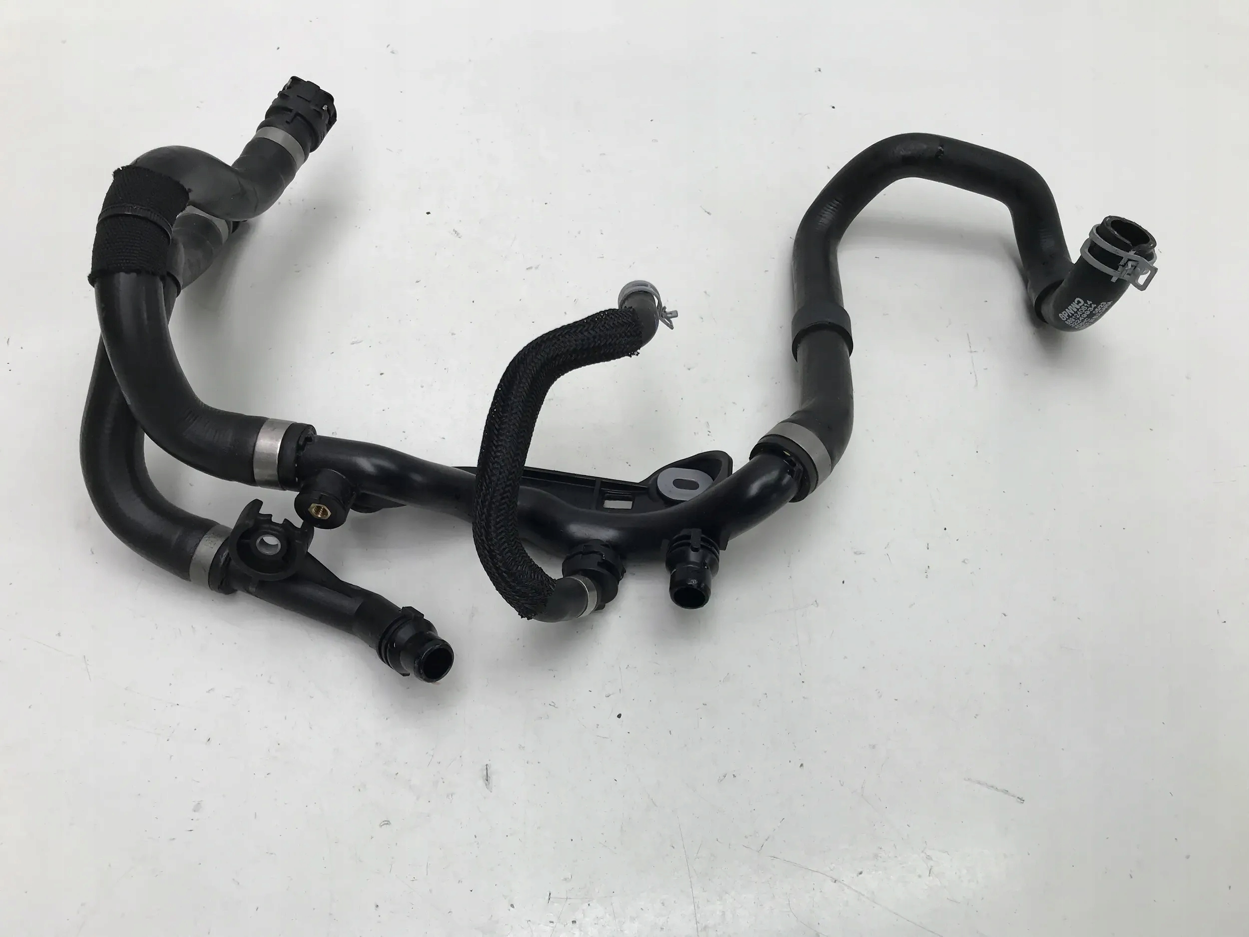 VOLVO XC 40 XC40 2023 2.0 HYBRYDA RURA WĄŻ PRZEWÓD PRZEWODY WODY ...