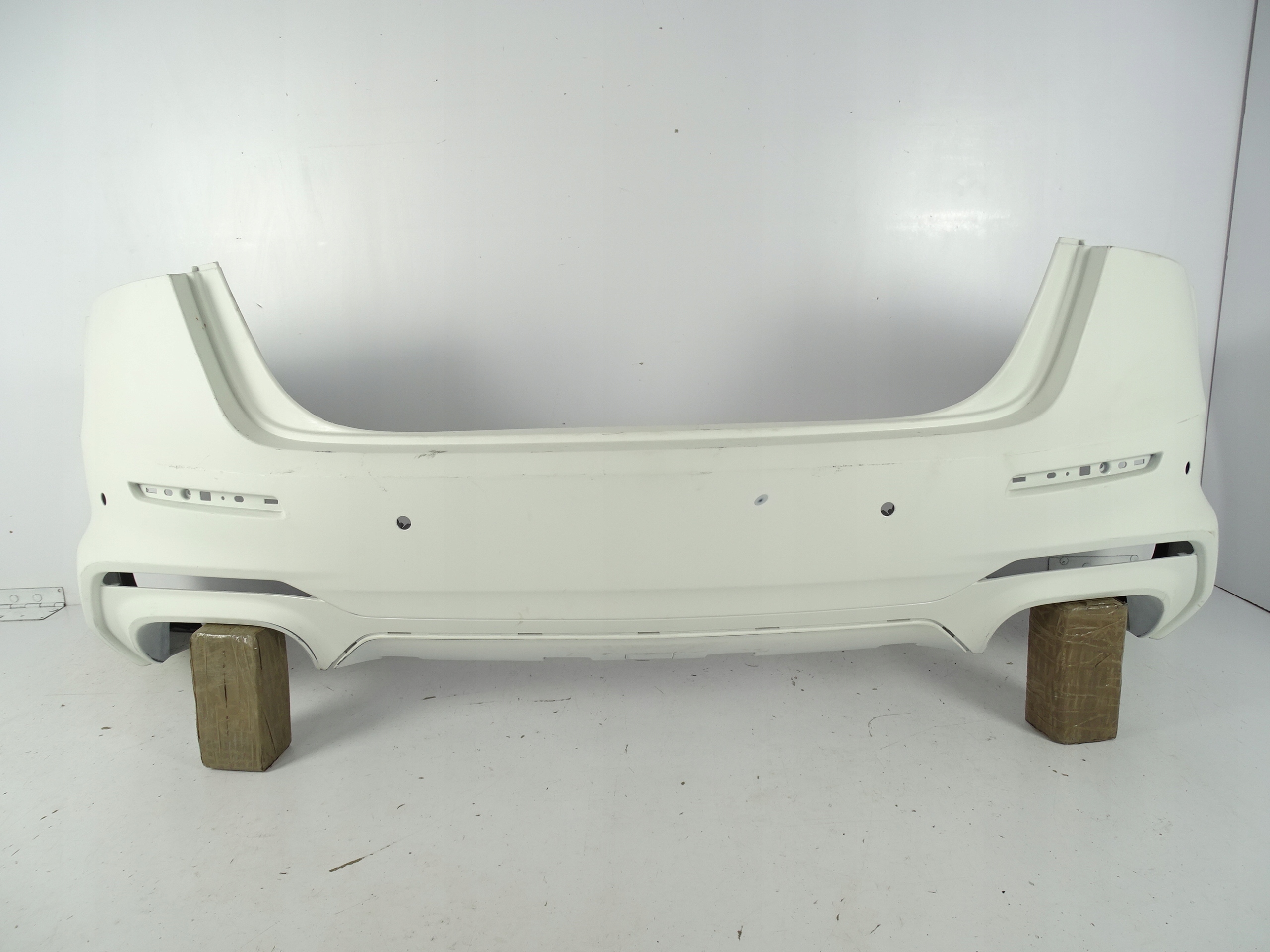 ZDERZAK TYŁ TYLNY MASERATI GHIBLI GRANSPORT LIFT za 2200.00PLN z Góra ...