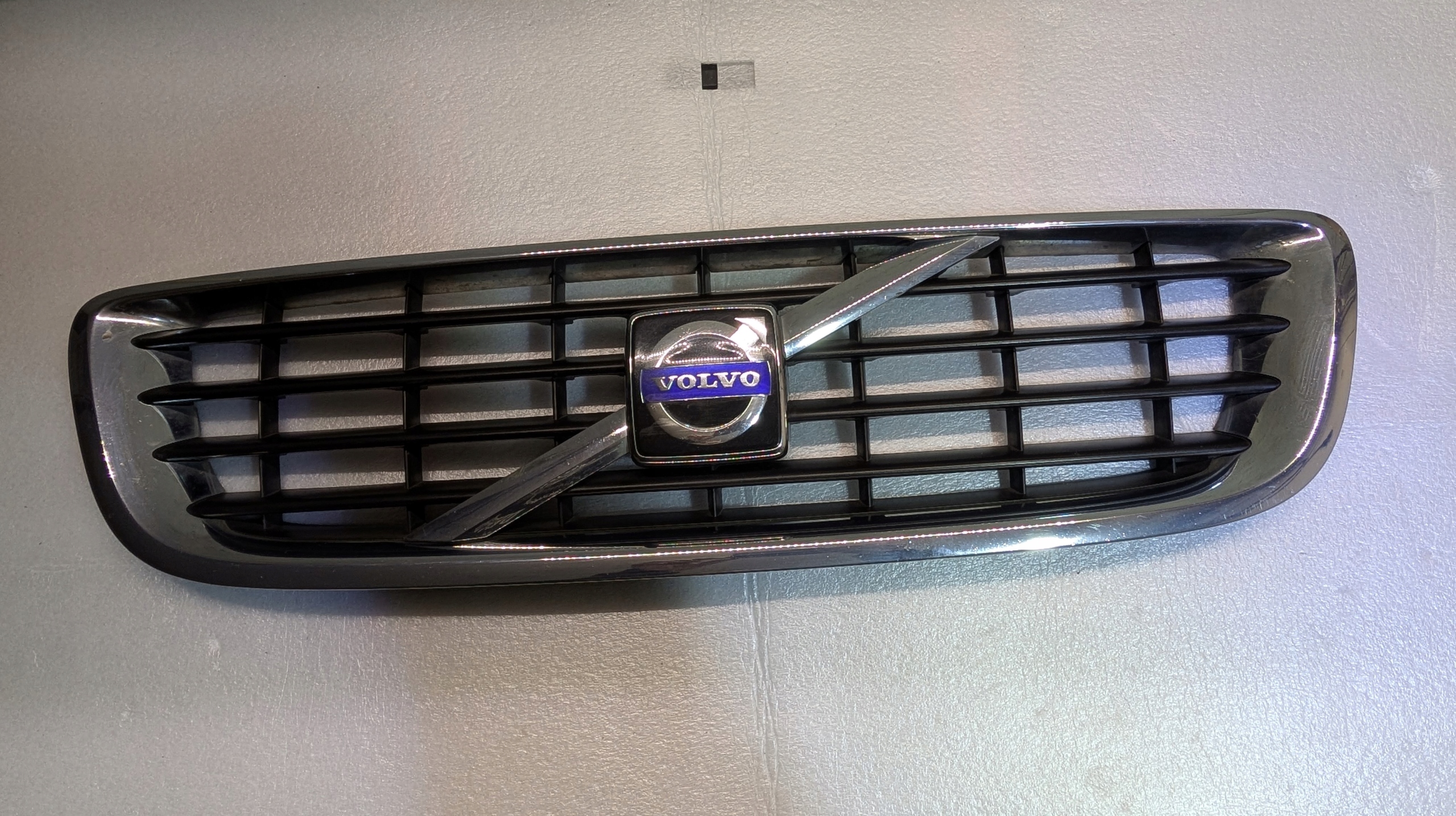 VOLVO S40 II V50 LIFT ATRAPA GRILL 30744915 30744915 30744914 30744916 ...