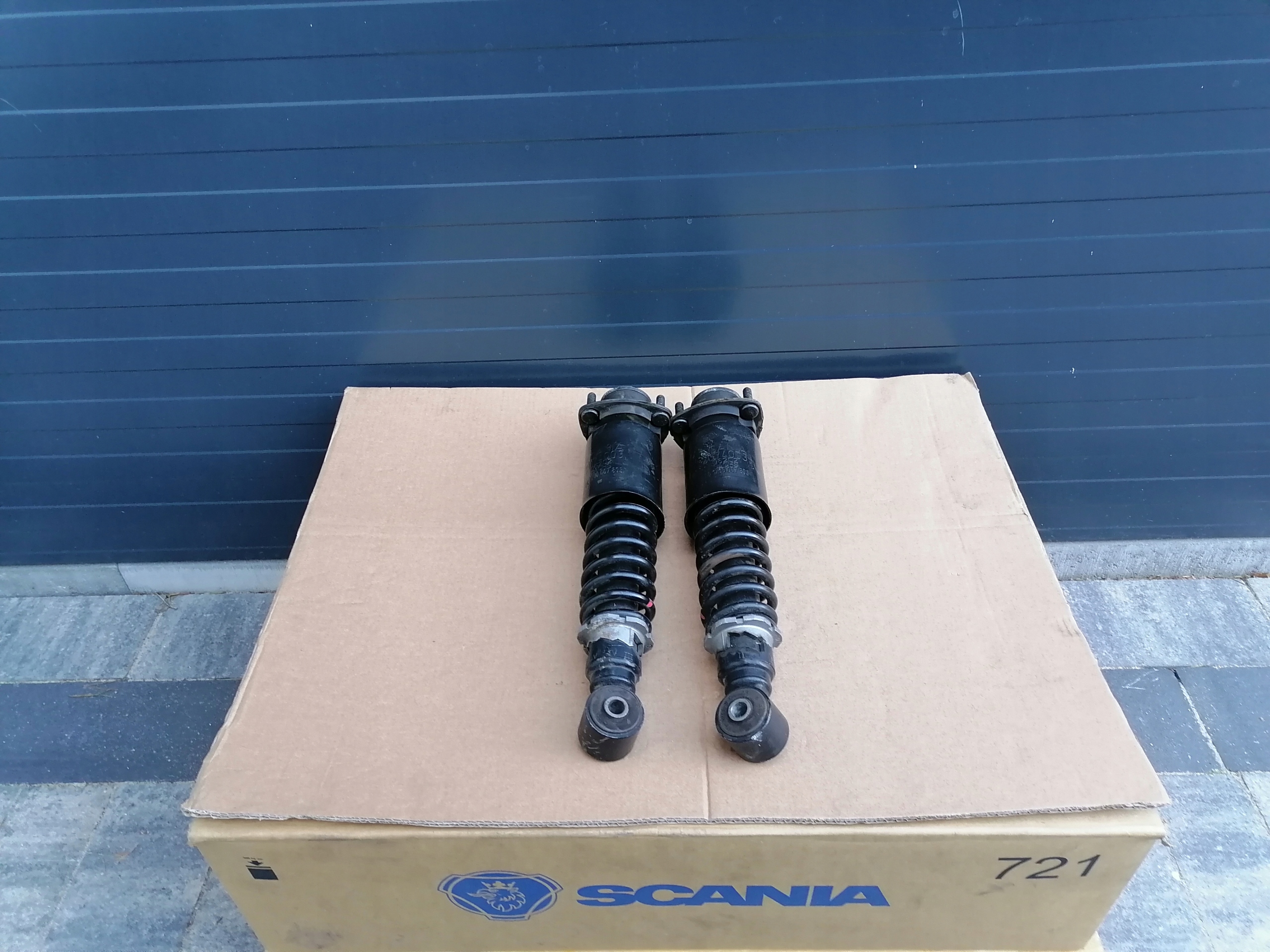 AMORTYZATOR SIŁOWNIK KABINY SCANIA R S 2074003 za 500.00PLN z Zbąszyń ...