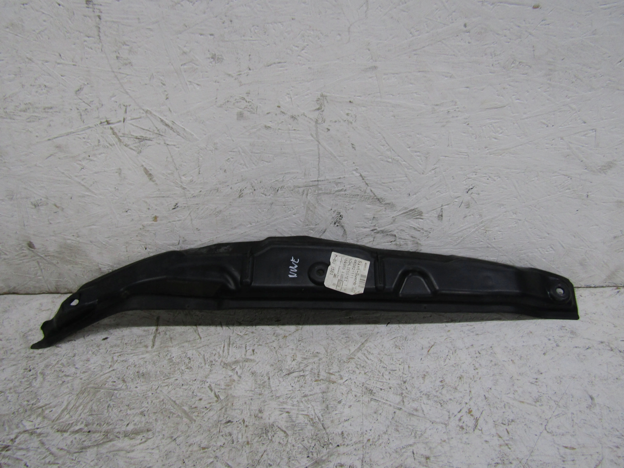 Audi OE 4K0821111 wygłusznie błotnika przedniego za 70.00PLN z Rybnik ...