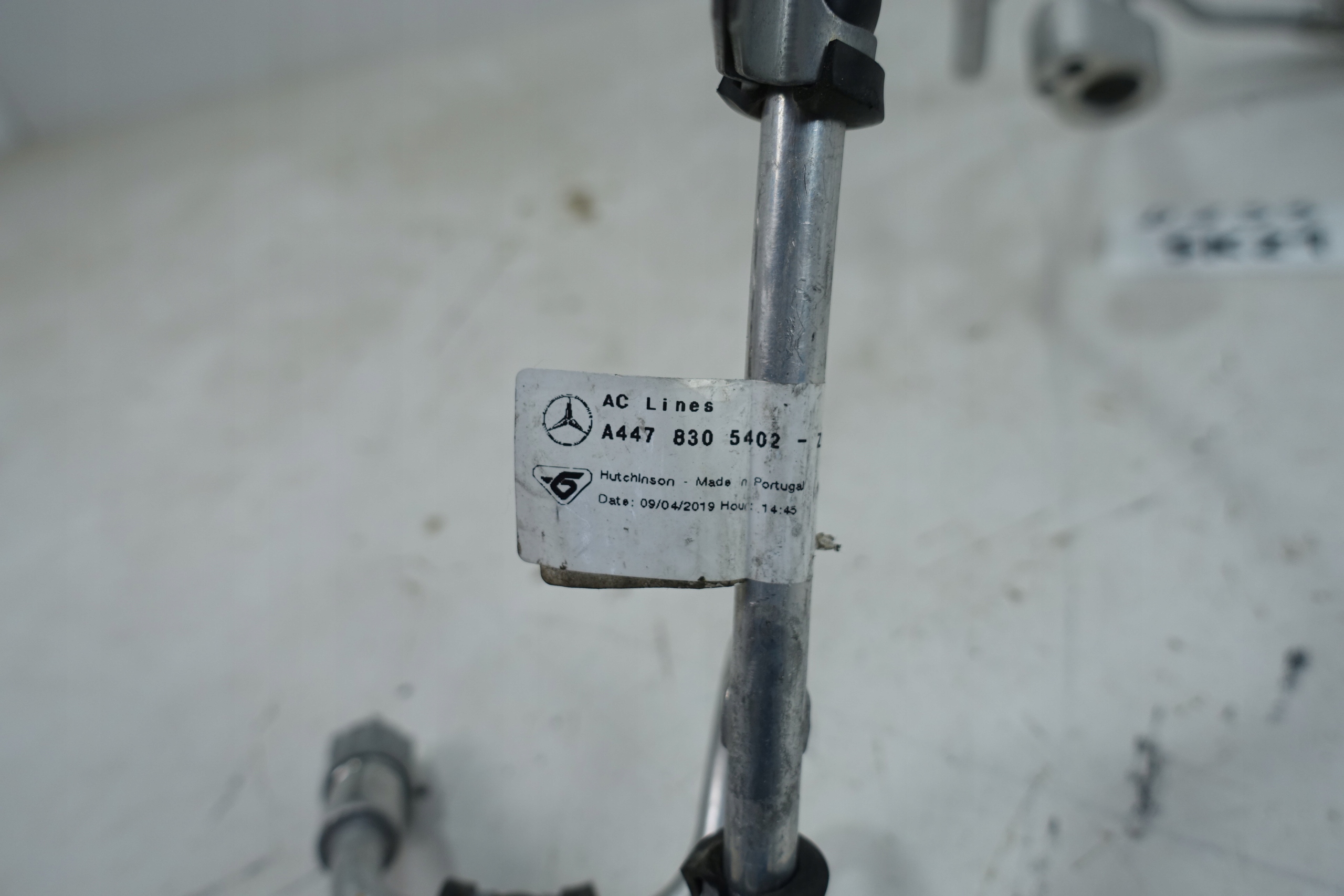 PRZEWÓD WĄŻ KLIMATYZACJI MERCEDES W447 a4478305402 - Шланг кондиціонера ...